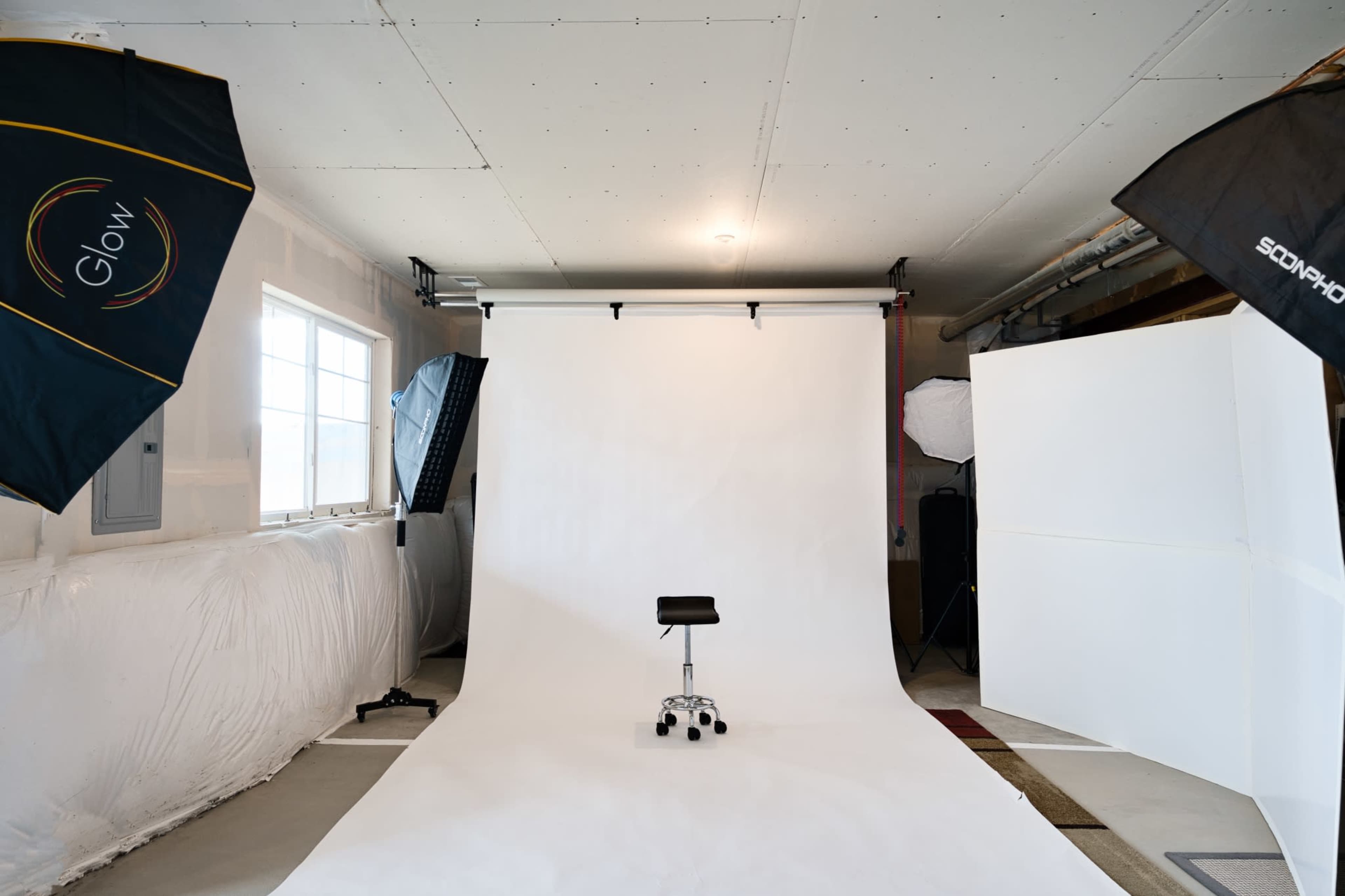 Pramod Photography | Creative Space with Natural Light & Backdrop ...