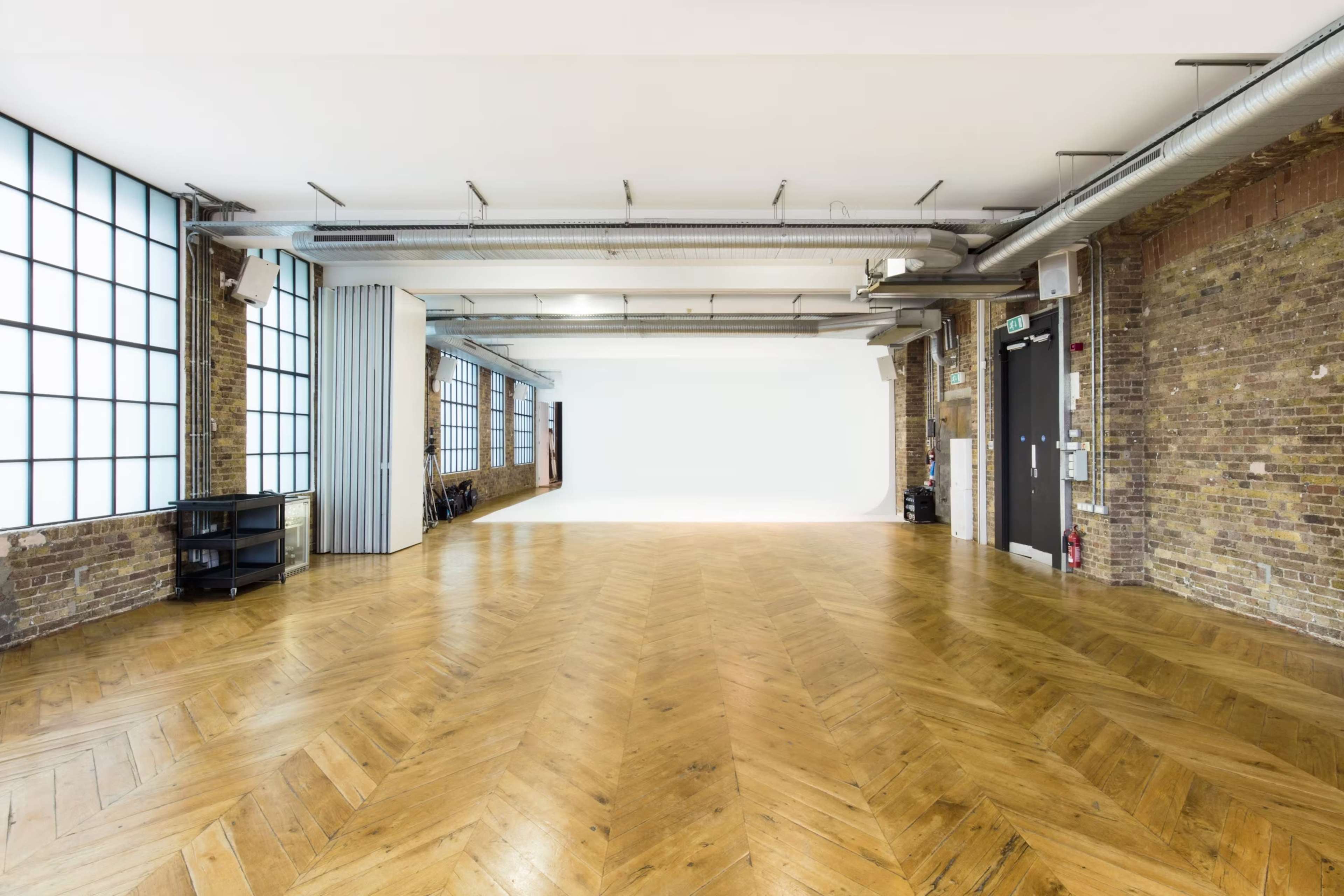 Spring Studios London - Studio I + J | Versatile Daylight Studios ...