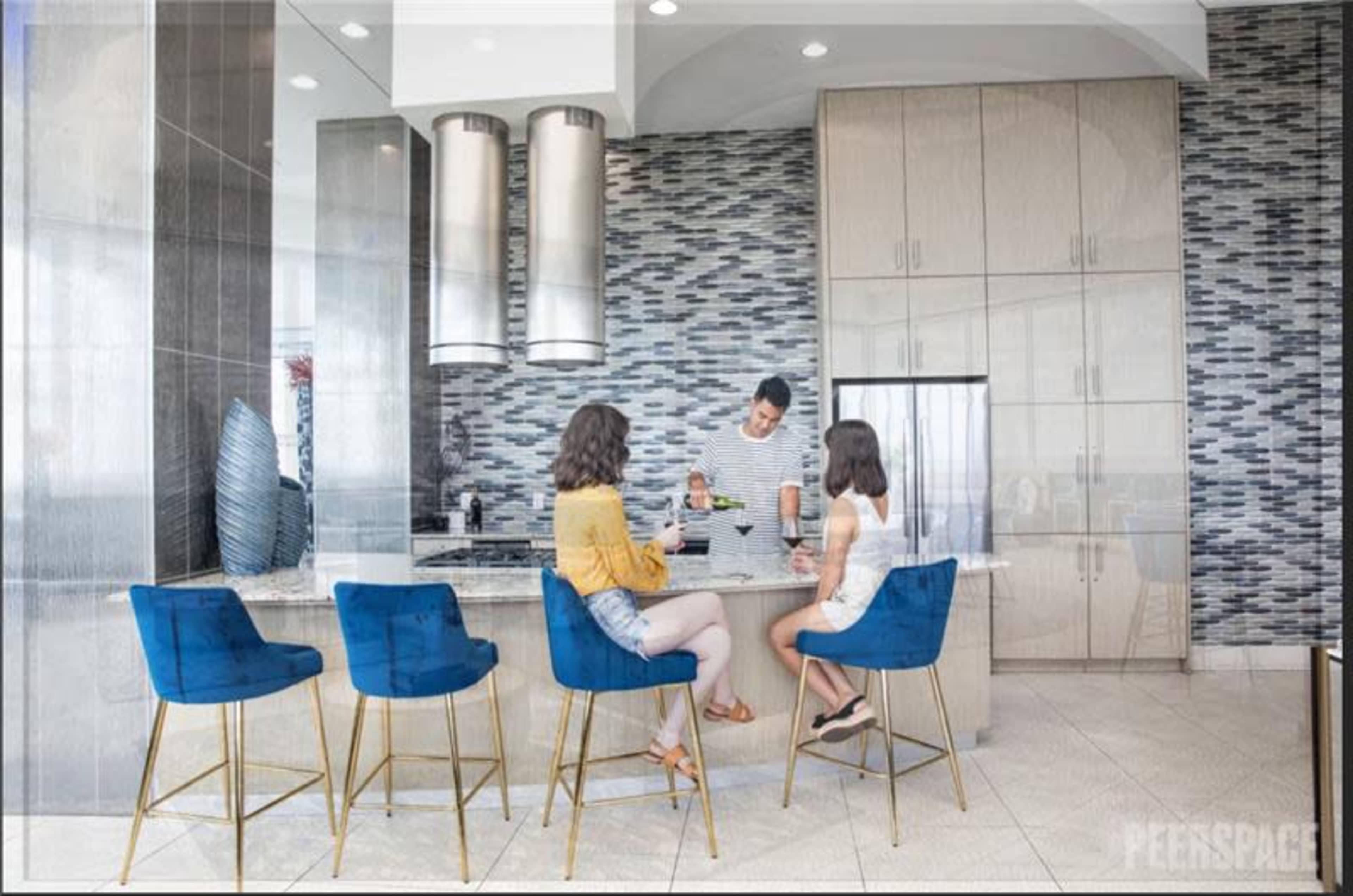 Incredible Sky Lounge w/ Dallas Views, Addison, TX | Off-Site | Peerspace