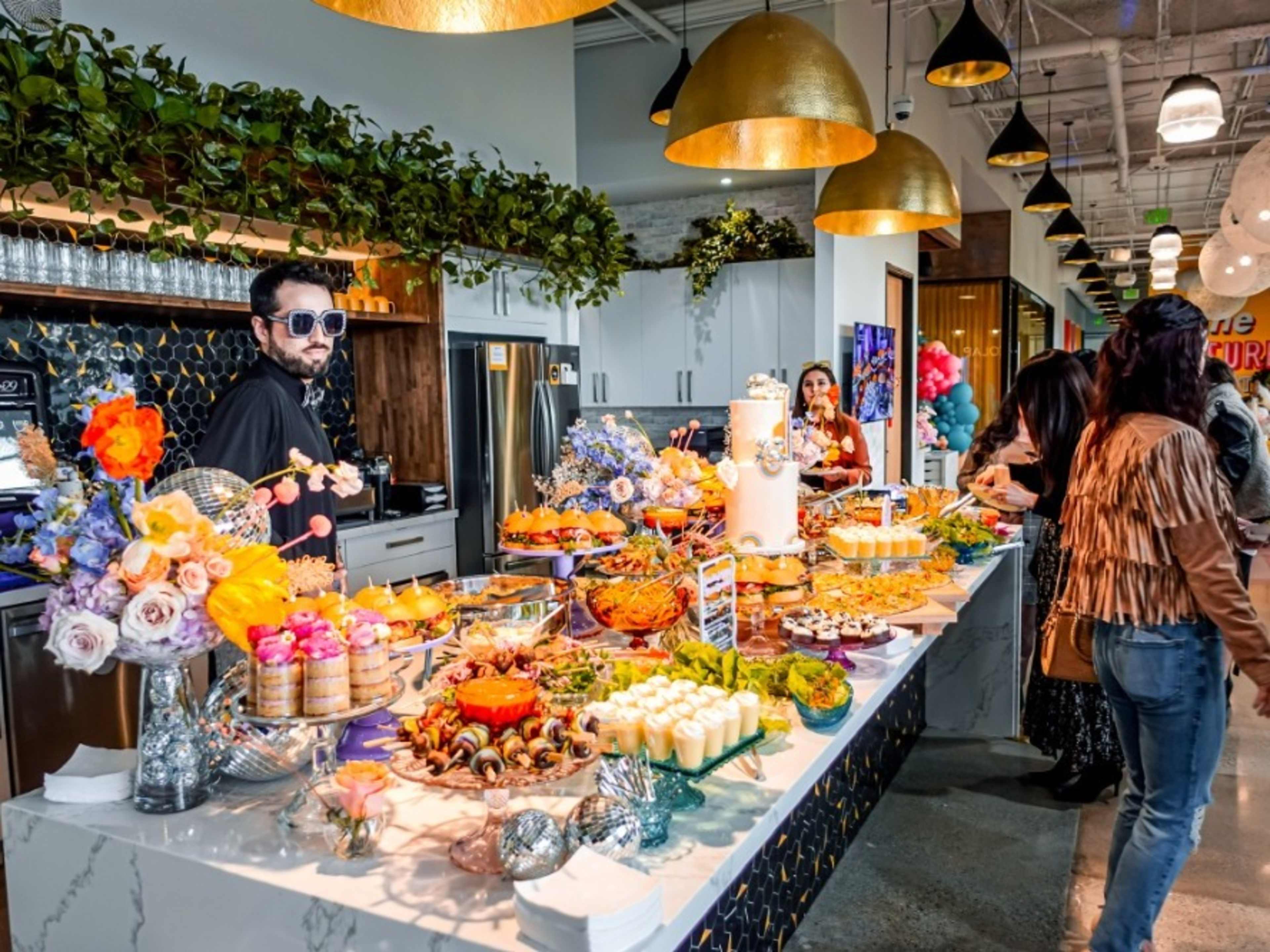 Colab Space | 5-6 Person Meeting Room, Irvine, CA | Off-Site | Peerspace