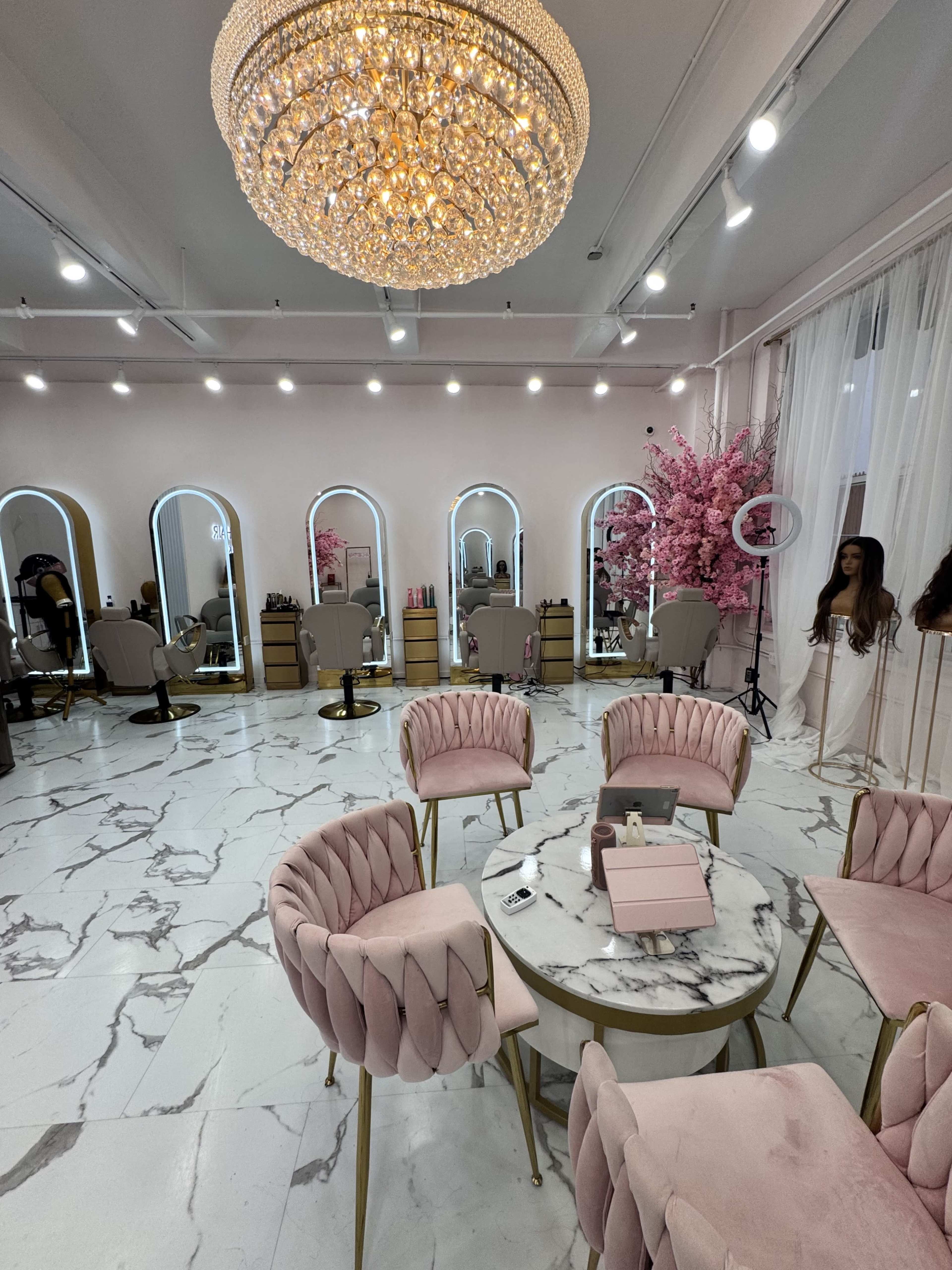 Elegant Pink Venue in Downtown NYC: Ideal for Glam Services & Stylish ...