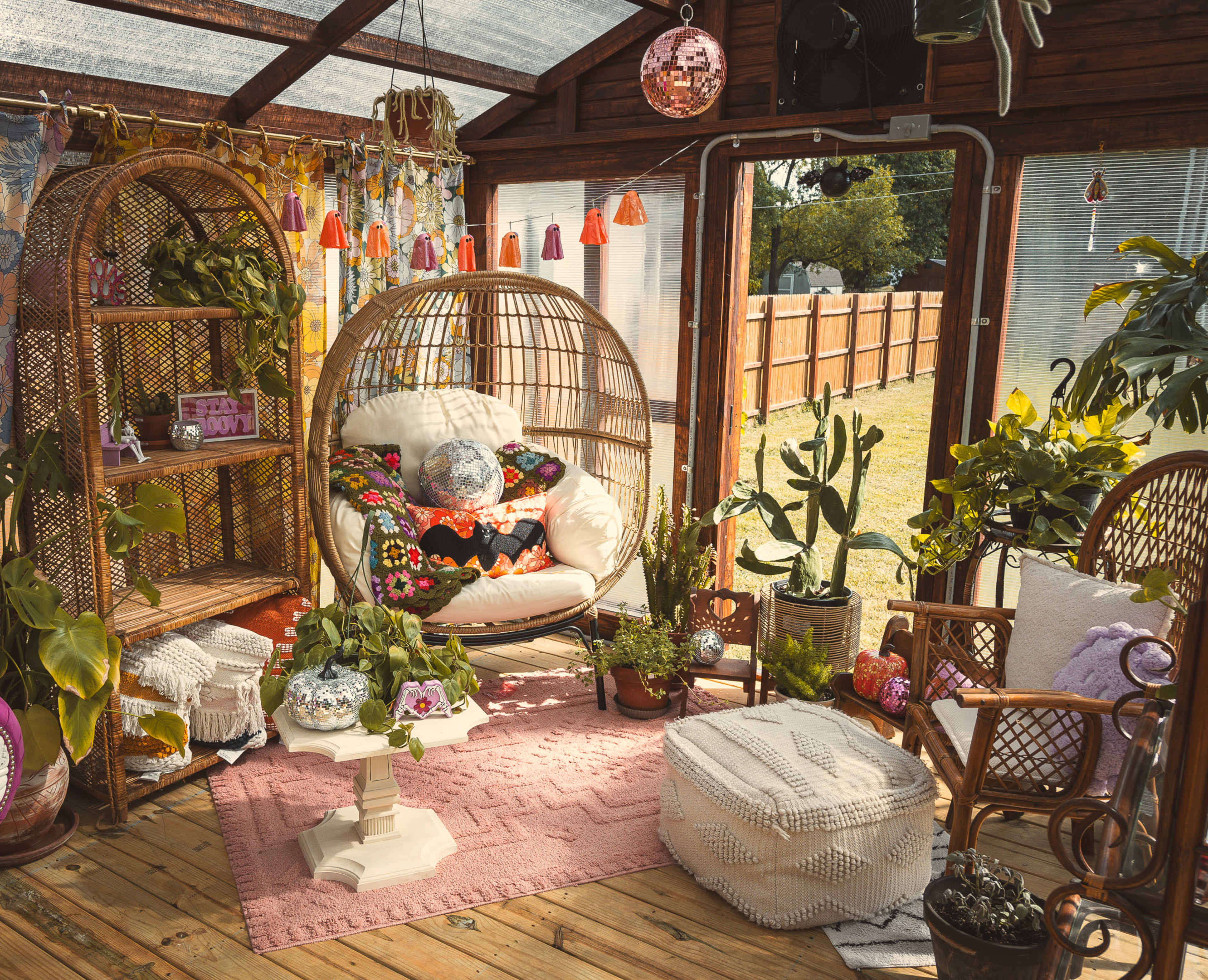 The Groovy Greenhouse, Pittsburg, KS | Production | Peerspace