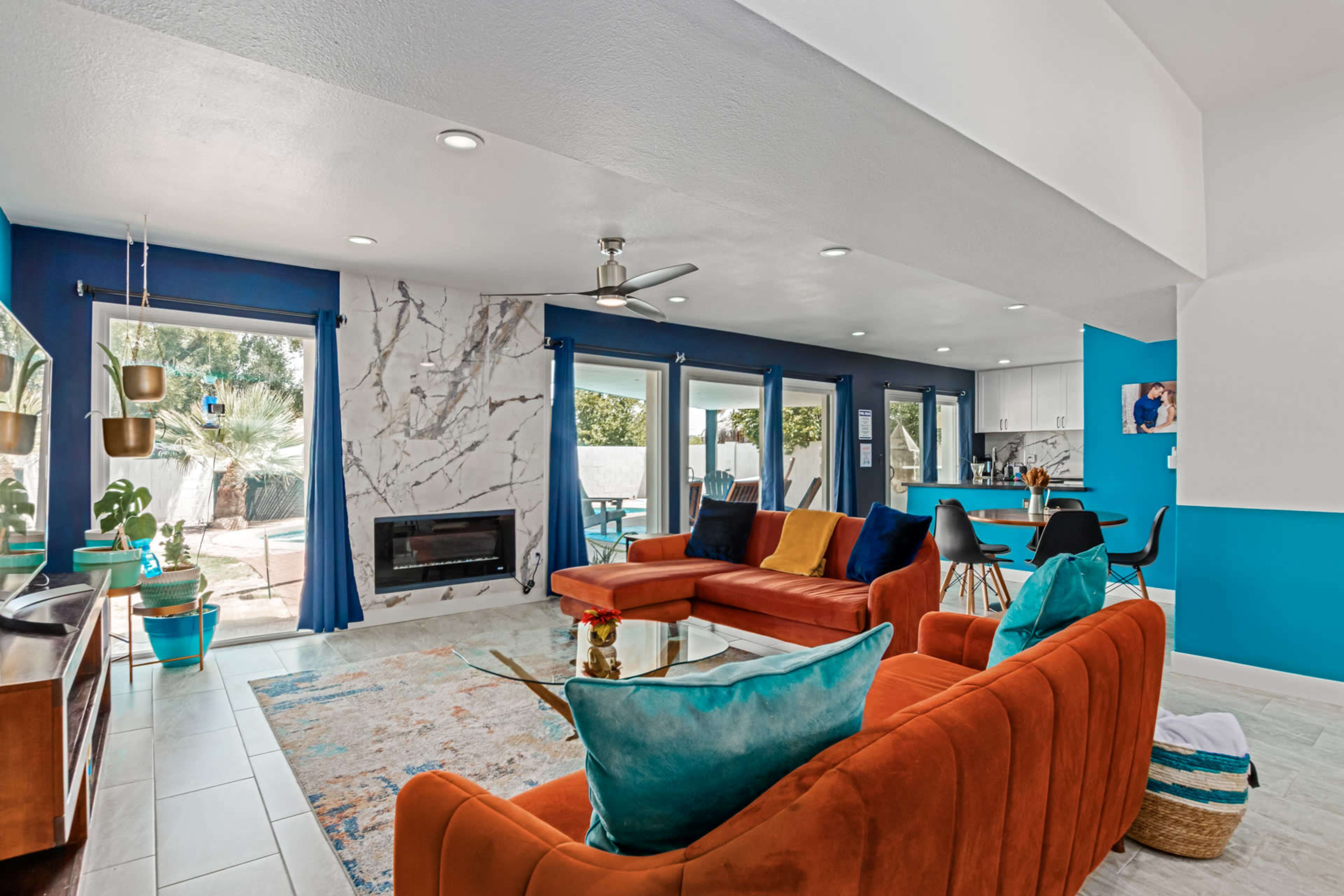 Pool with South Mountain views & Minimalist mid-century modern decor ...