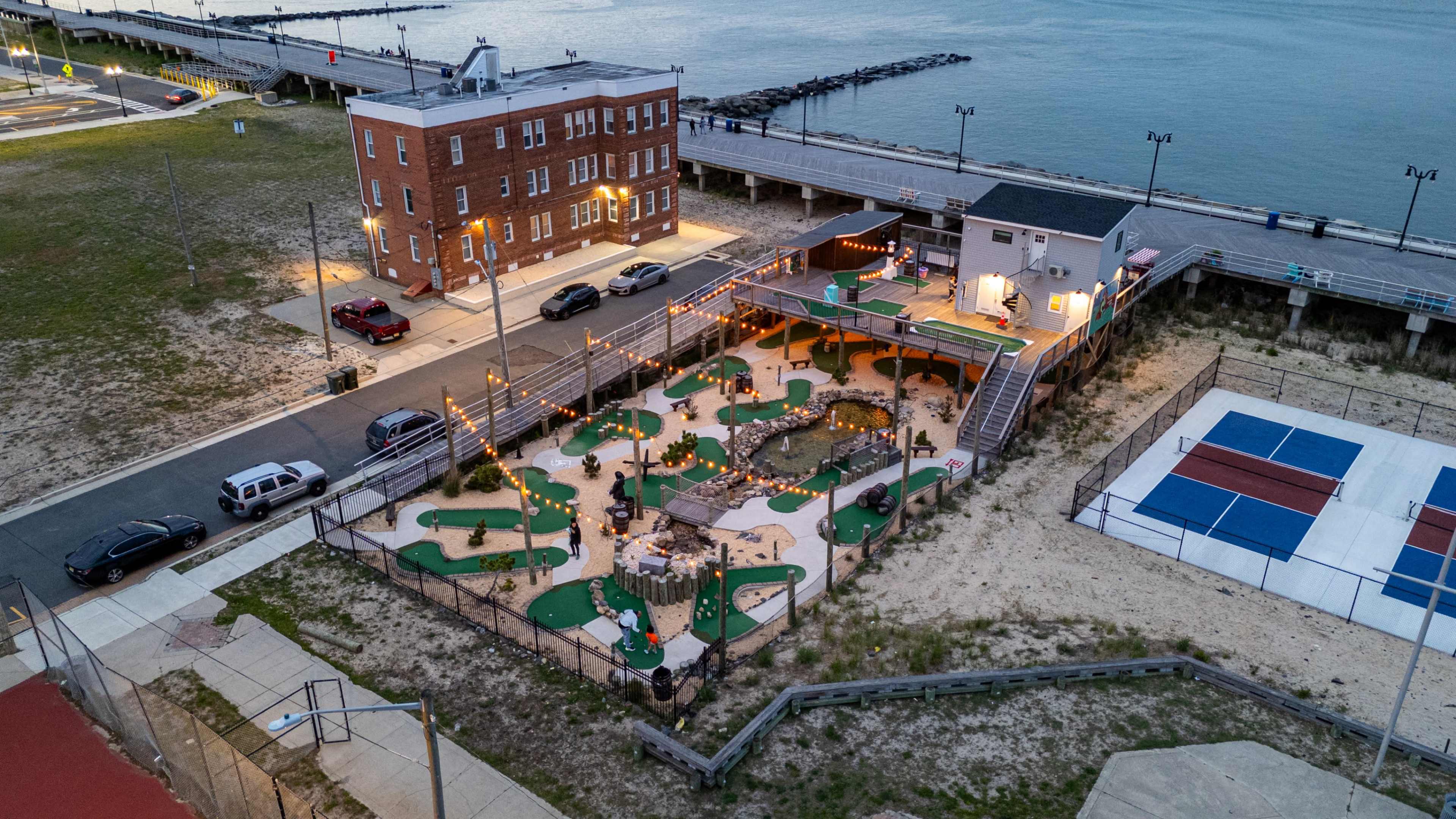 North Beach Mini Golf & Bike Rentals | boardwalk deck and mini golf course, Atlantic City, NJ ...