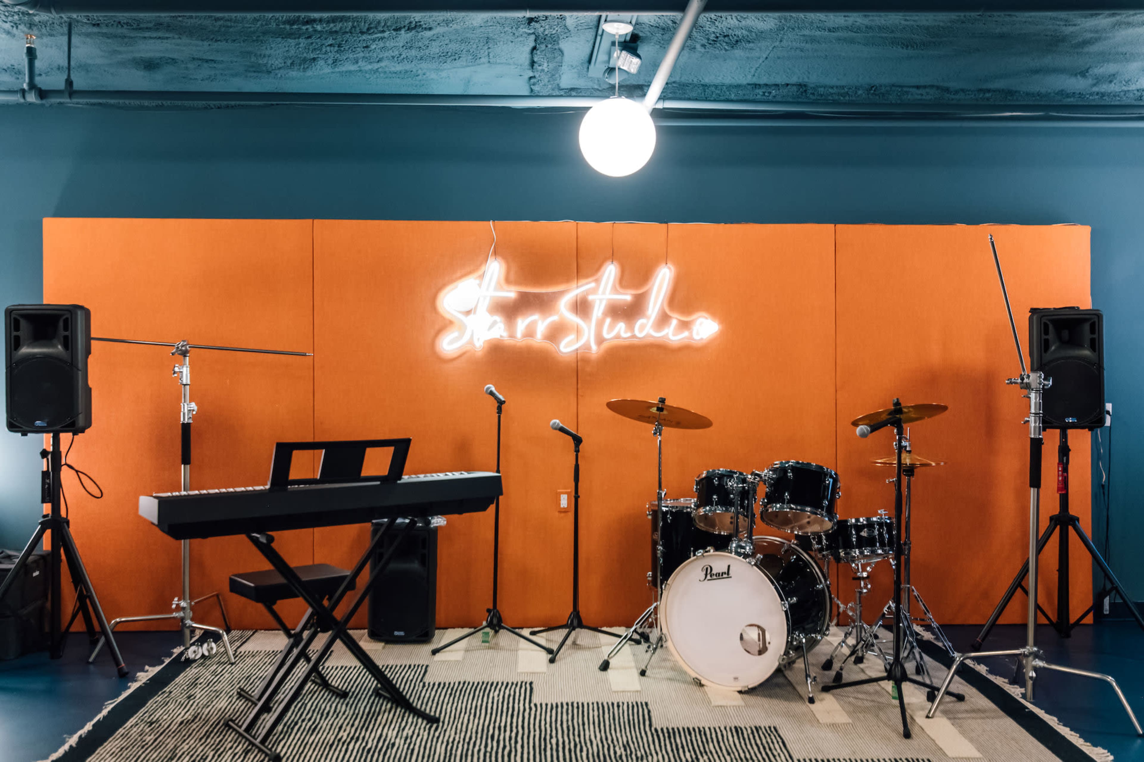 Savoy Starr Studio | Starr Studio Uptown Charlotte, Charlotte, NC | Event | Peerspace