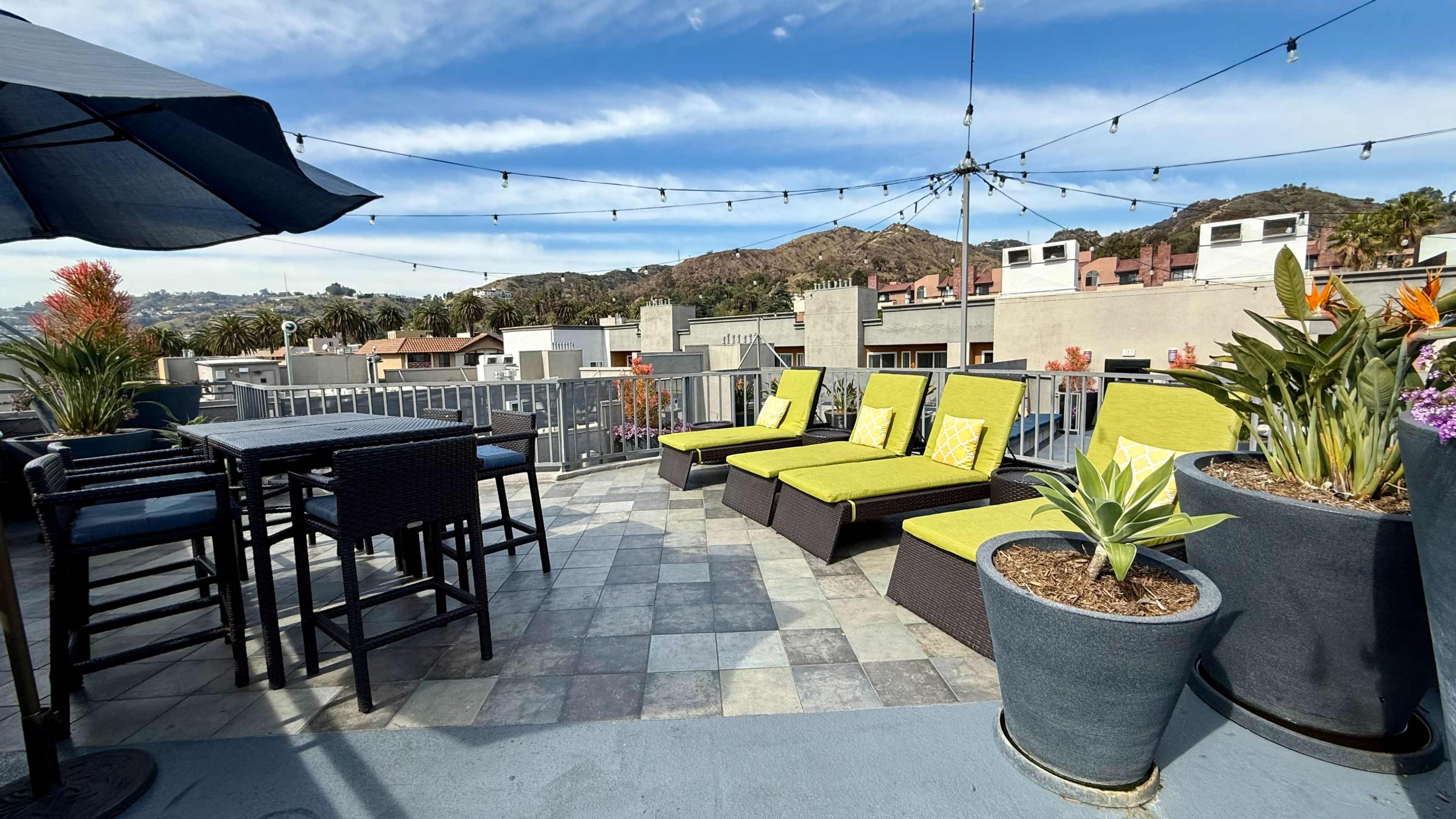 Scenic Rooftop Event Space with Stunning City & Hollywood Hills Views ...