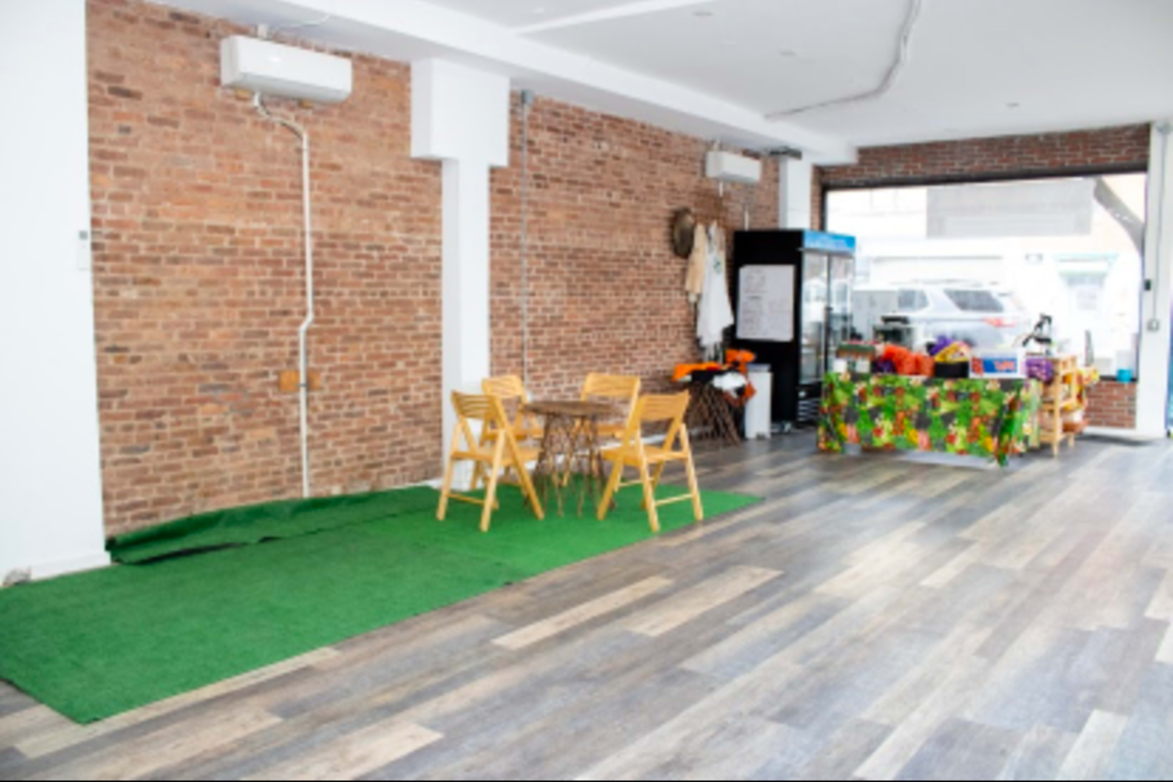 Corner Brownstone Event Hall, Brooklyn, NY | Event | Peerspace