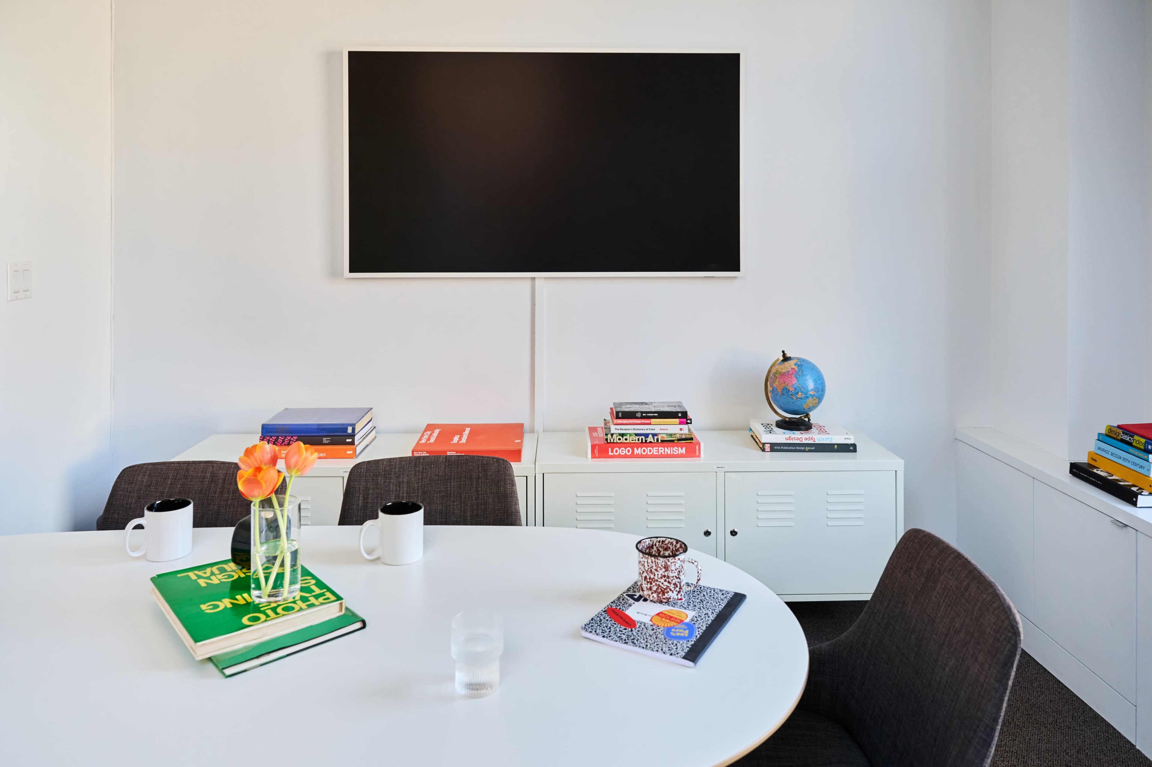 Stylish, Sunny MEDIUM Conference Room for 6 in our Flatiron Penthouse ...