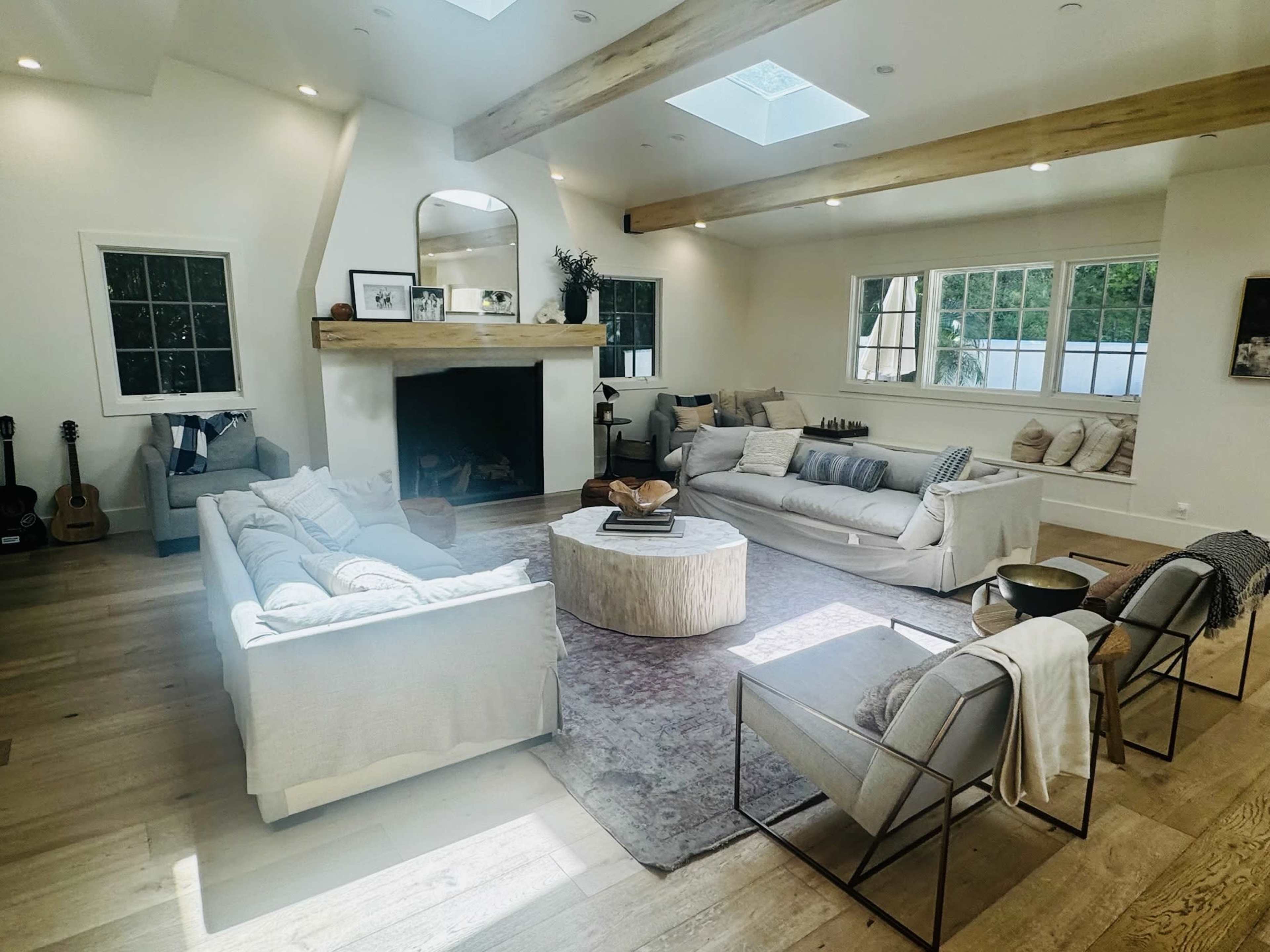 Cape Cod Canyon Casa, Los Angeles, CA | Event | Peerspace