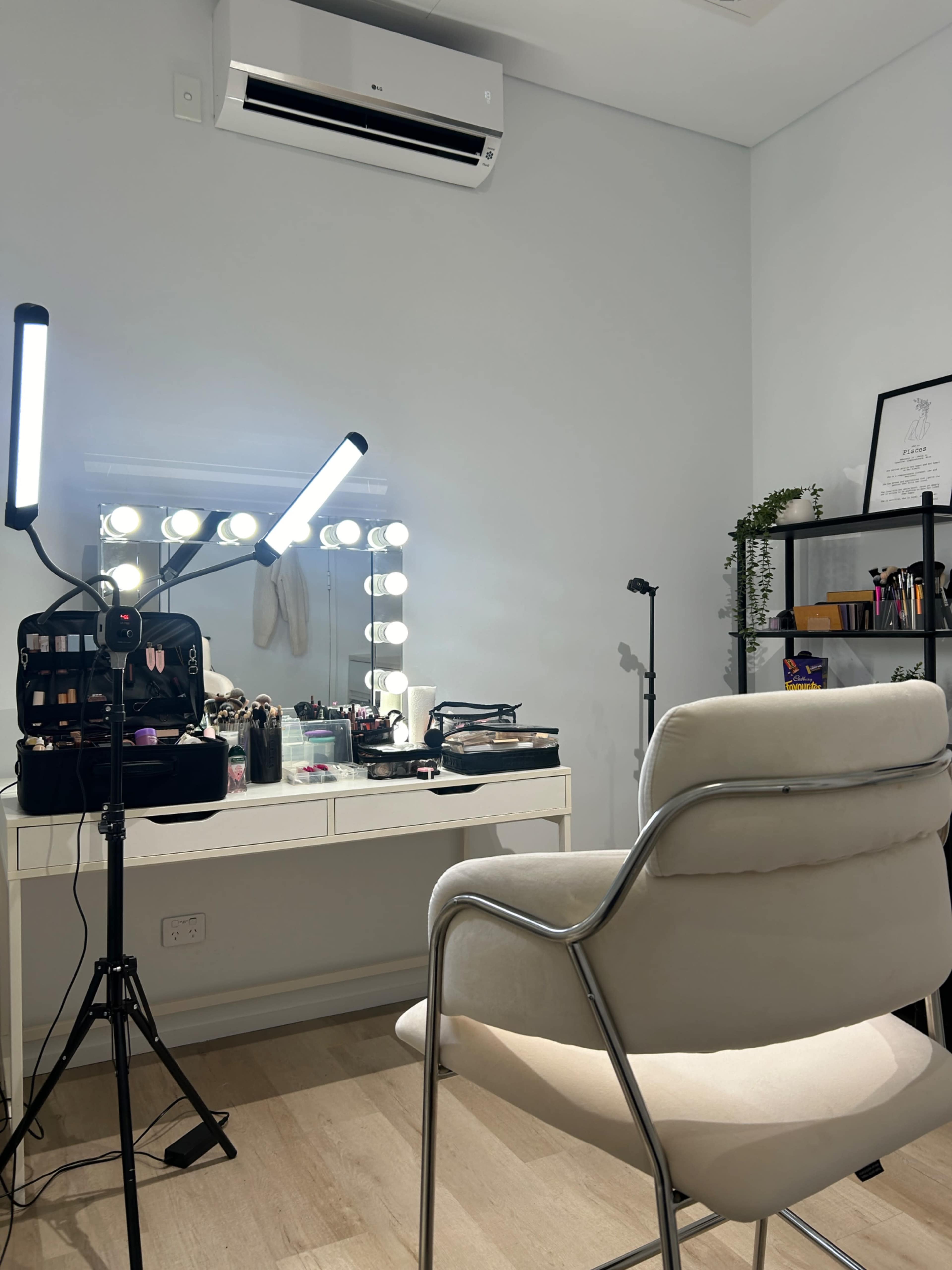 Luxe Bondi makeup studio, Bondi Junction | Production | Peerspace