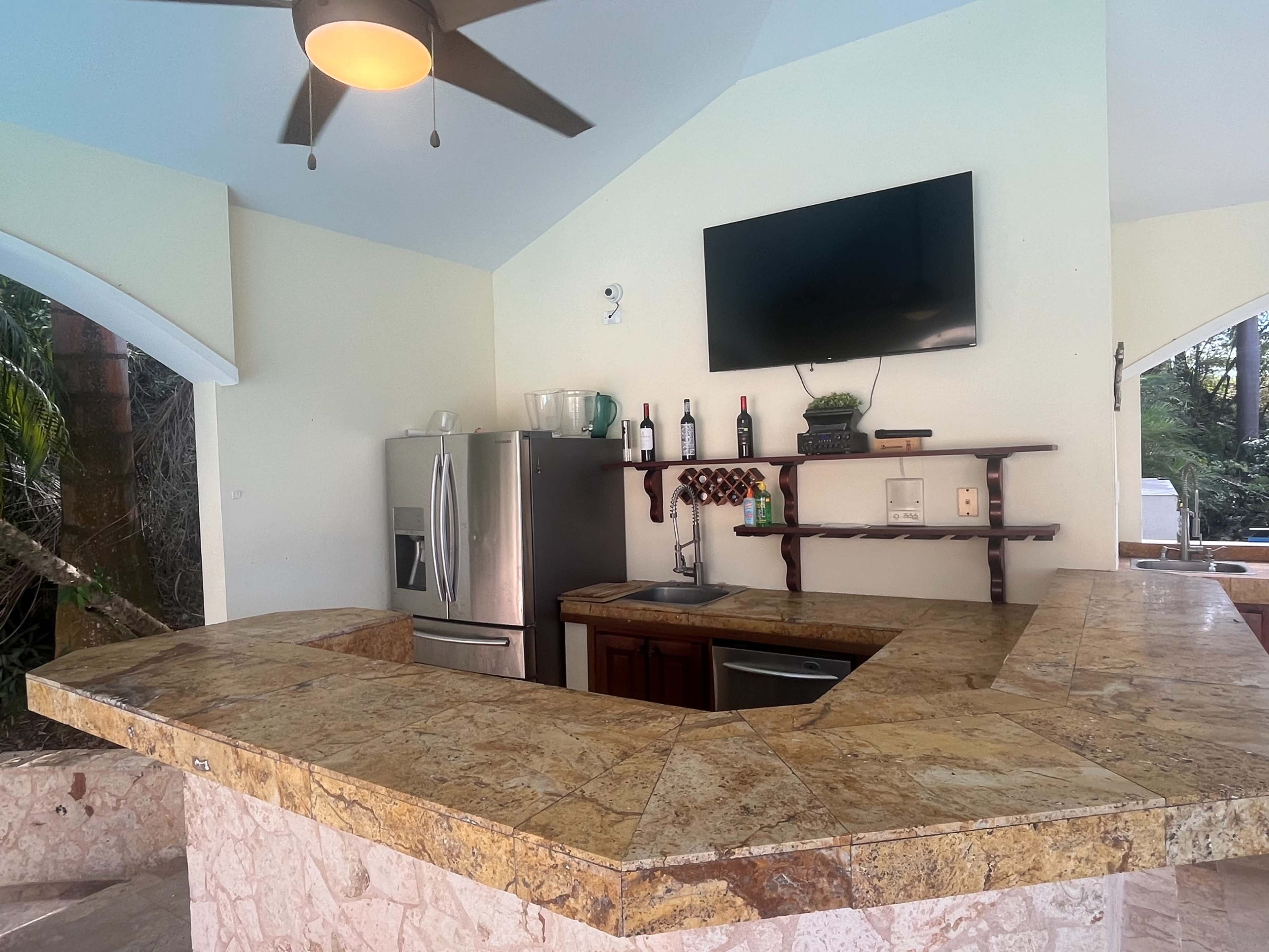 Beautiful large swimming pool with plenty of outdoor space., Rincon, PR ...