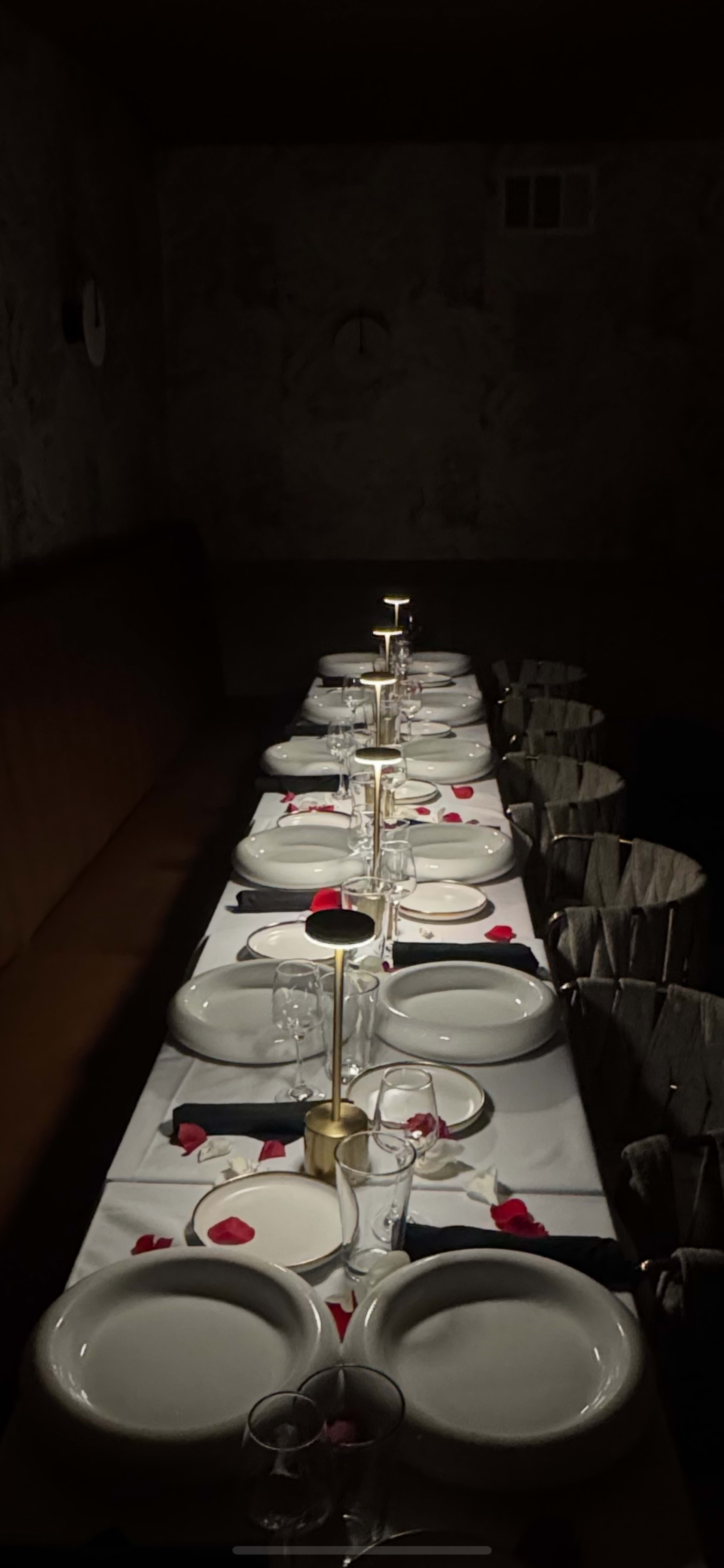 Status Restaurant | No outside light—ideal for photo and video shoots ...