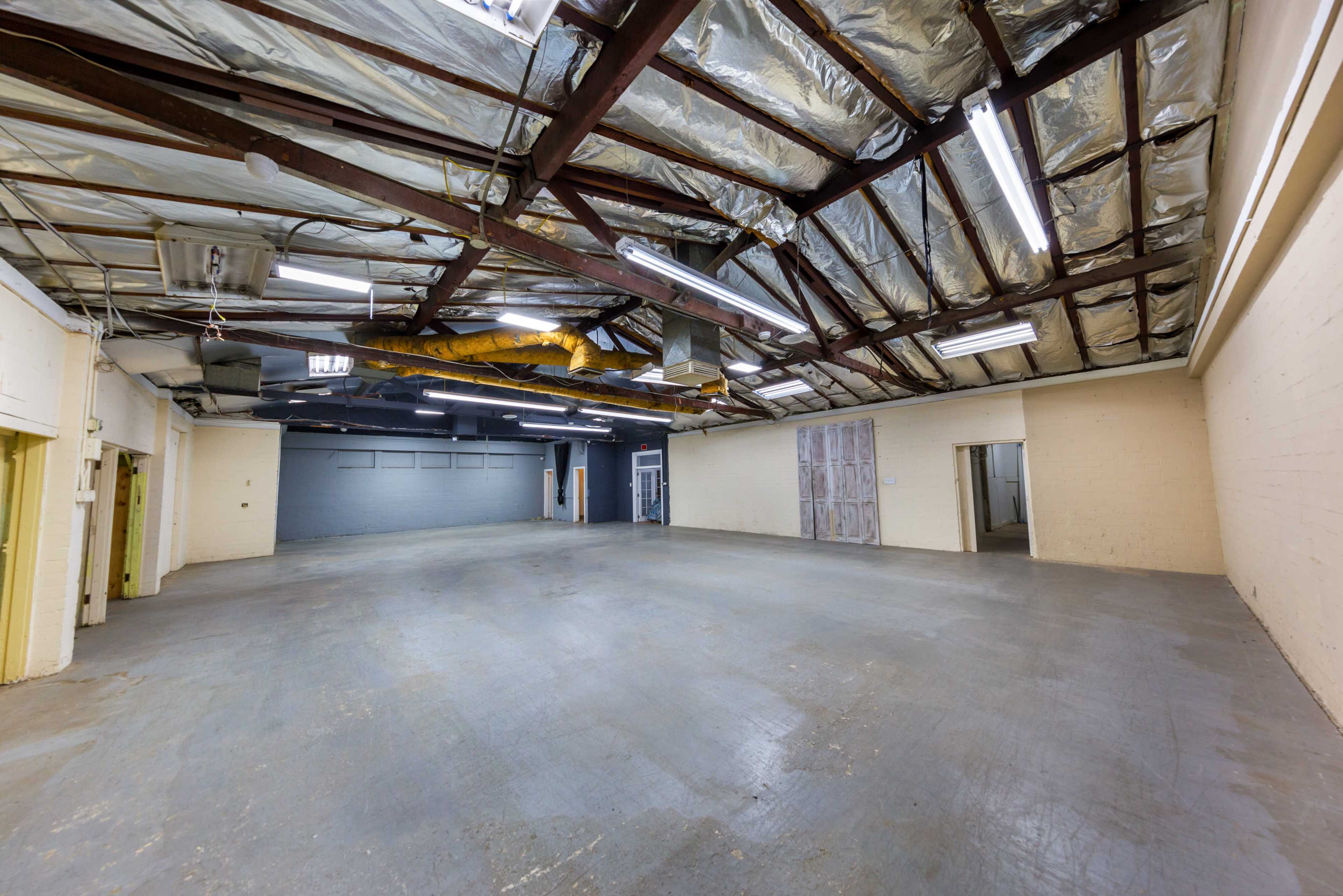 10k sq ft industrial warehouse, North Hollywood, CA | Production ...