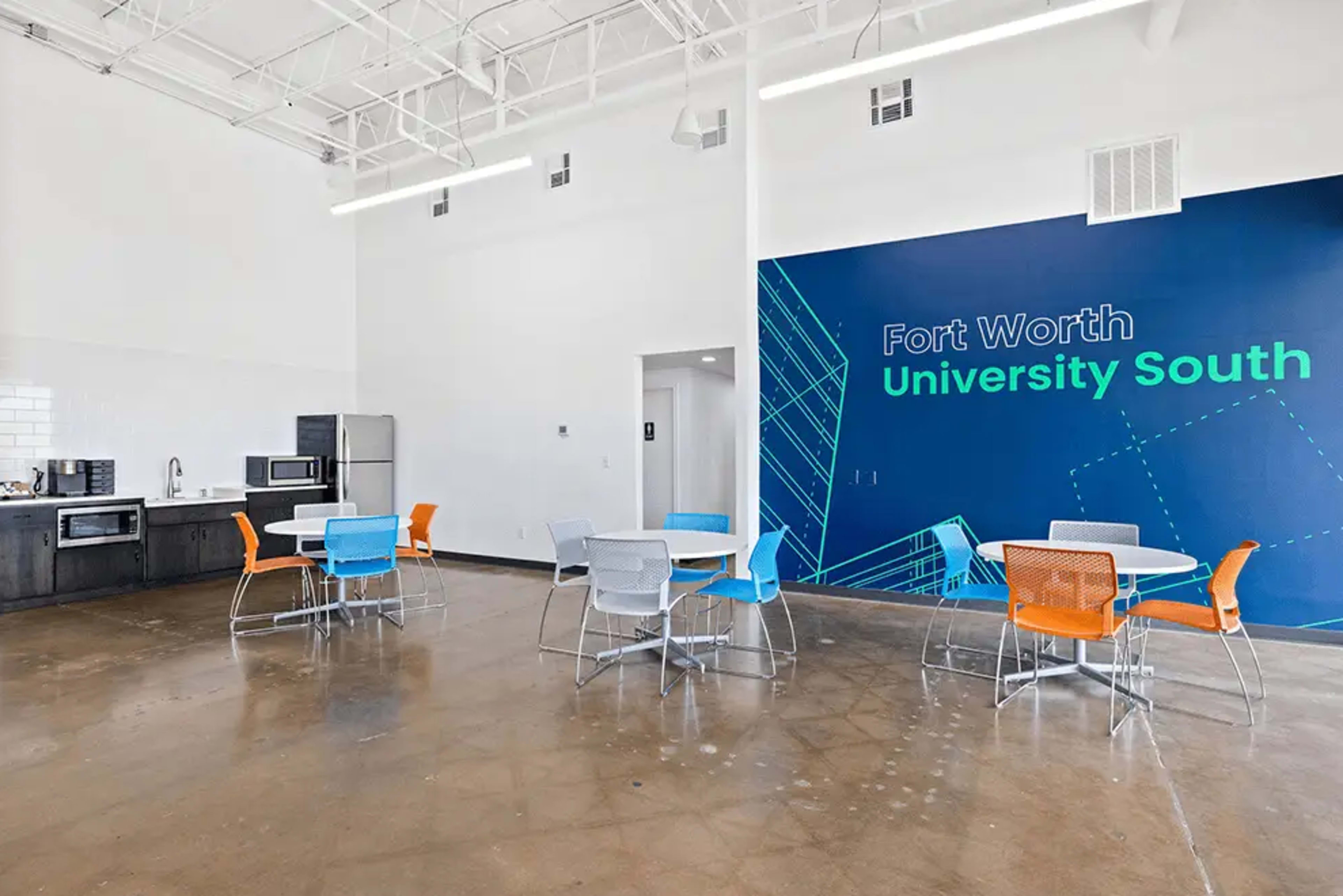 Stylish & Secure Conference Room with Premium Amenities, Fort Worth, TX ...