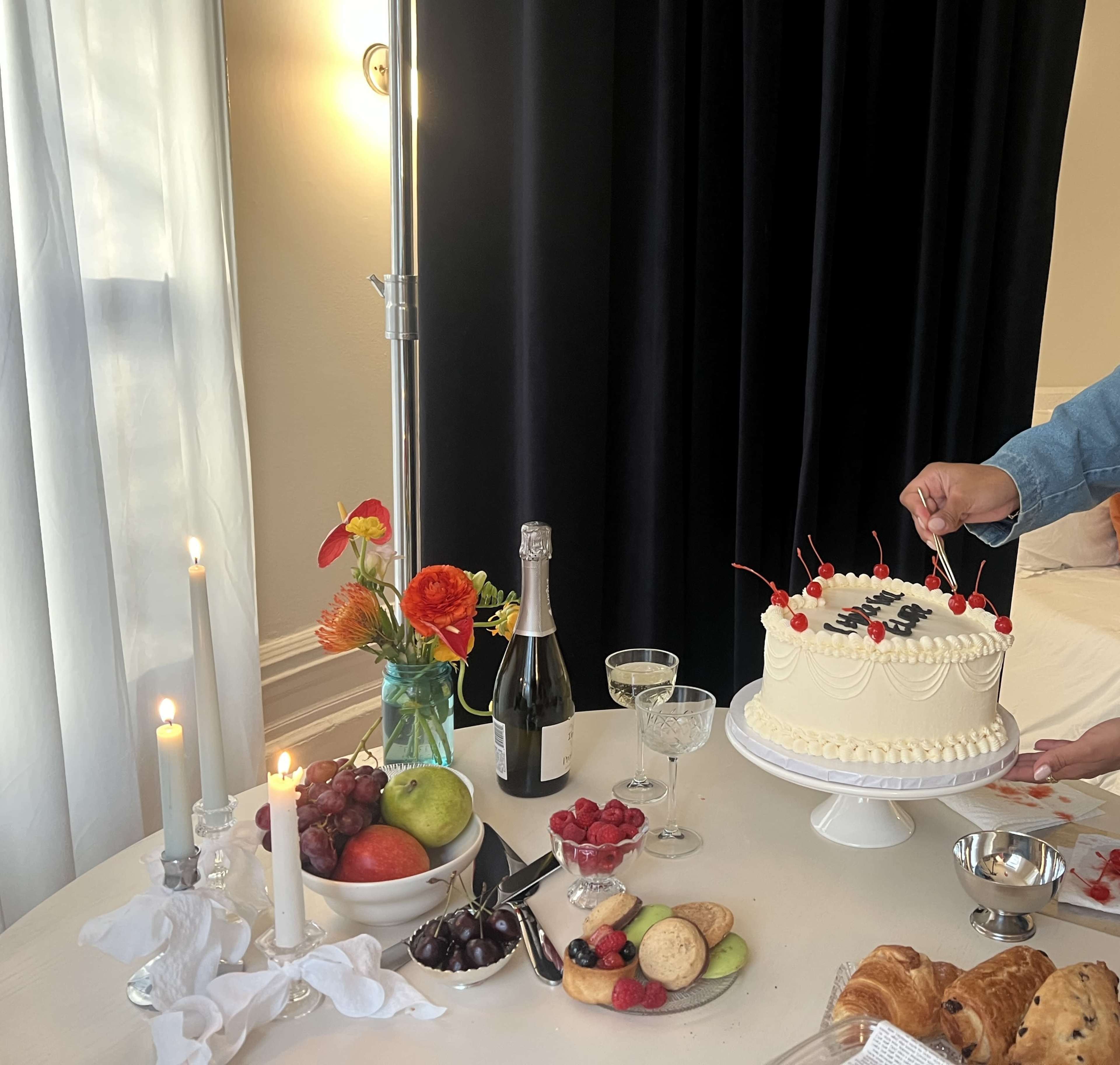 Sunny UWS Artist/Art Director's Studio — Ideal for Photo Video Shoots ...