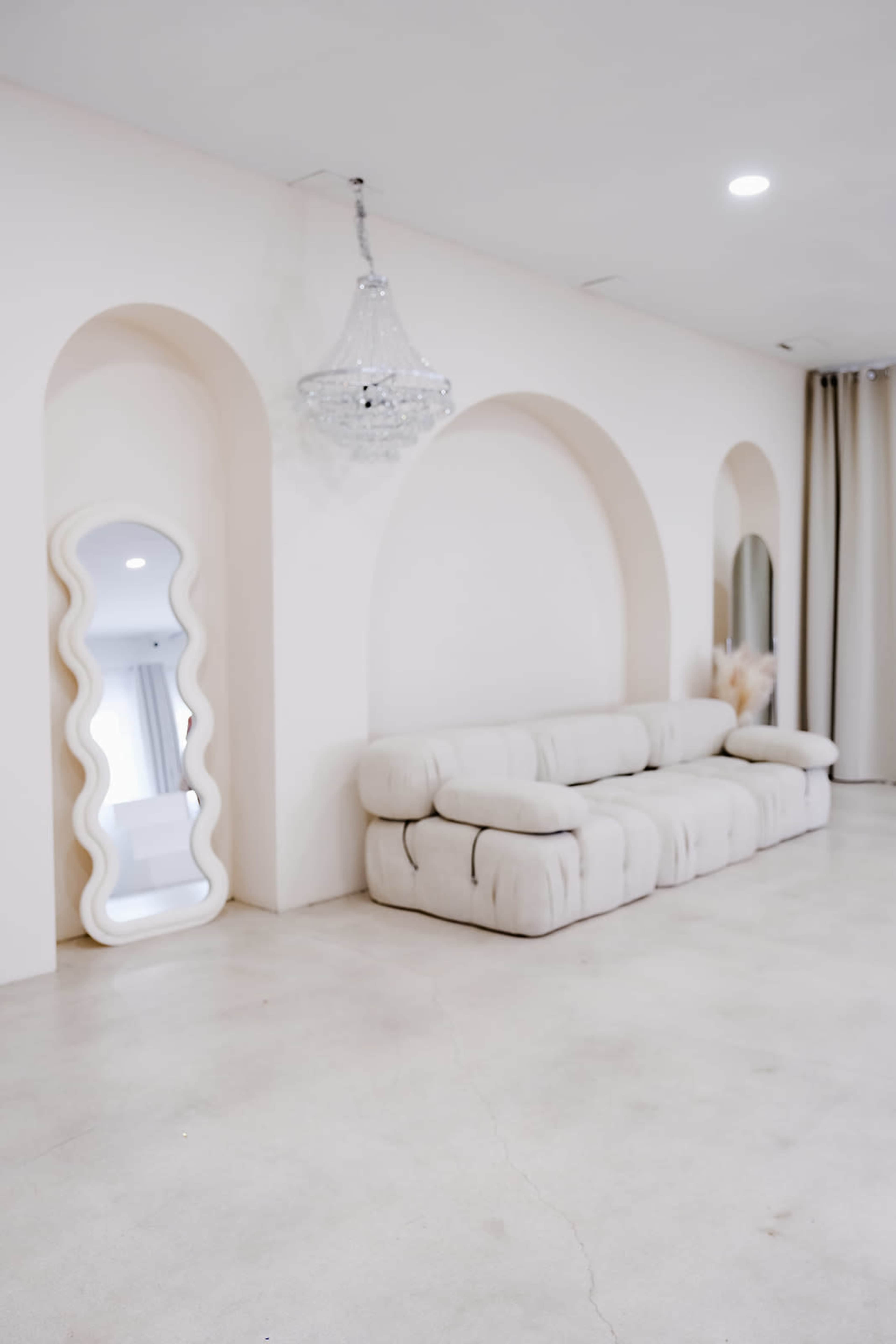 Creative Canvas Photo Studio Miami | 3,000 sq ft Studio With Multi-Sets ...