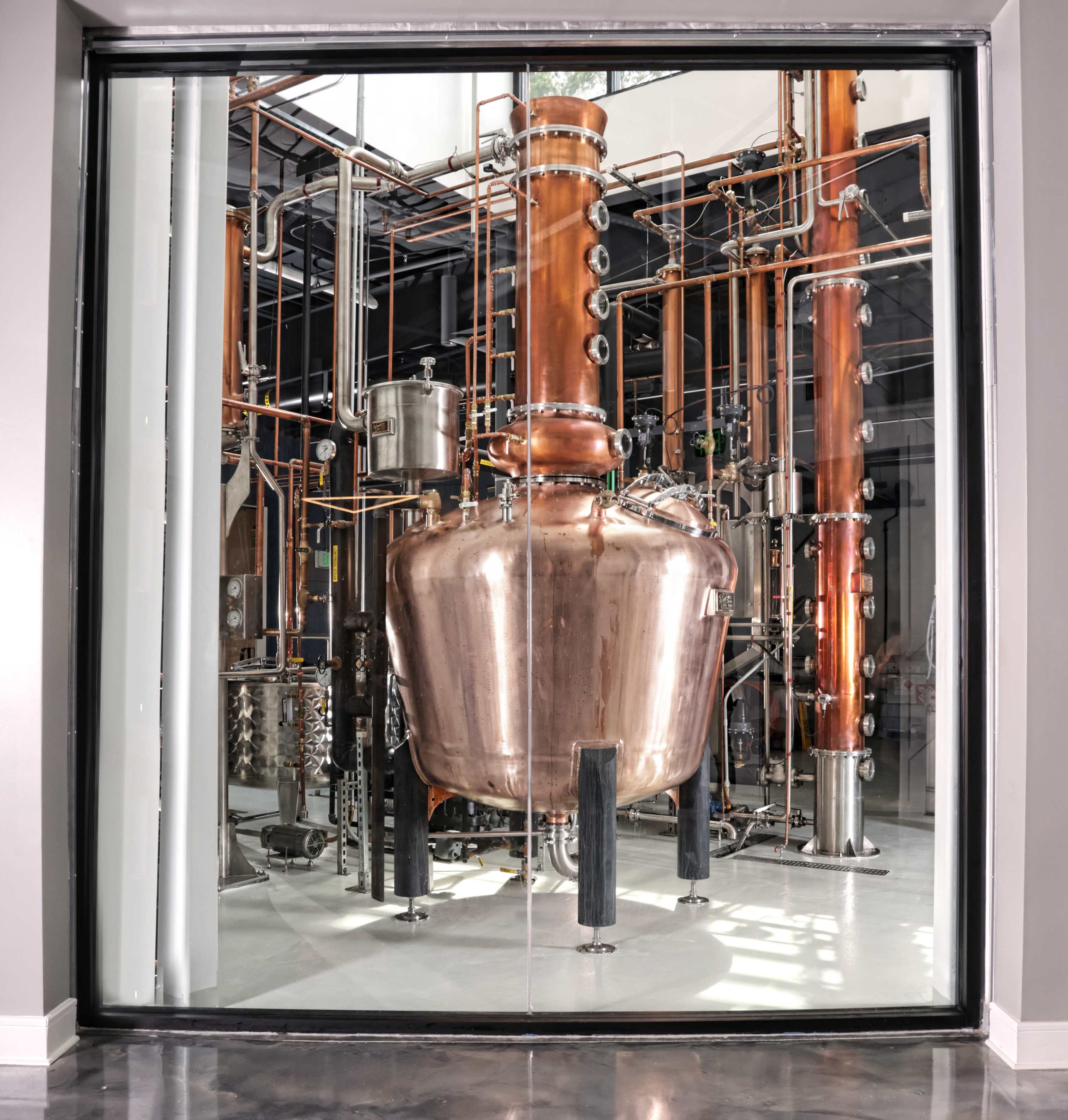 Distillery of Modern Art | Cocktail Lounge in Modern, Elegant ...