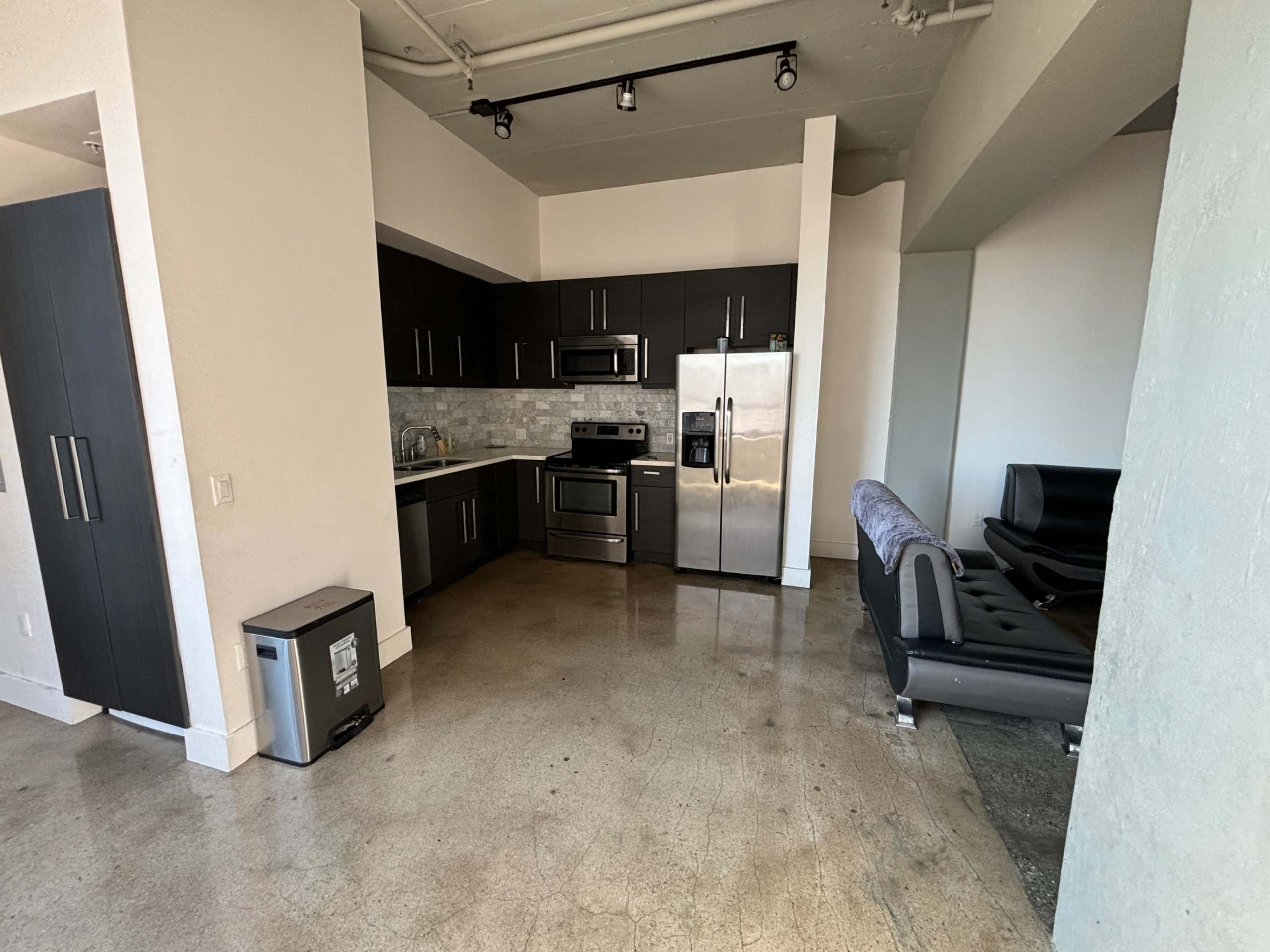 Urban Downtown loft, Los angeles, CA | Production | Peerspace