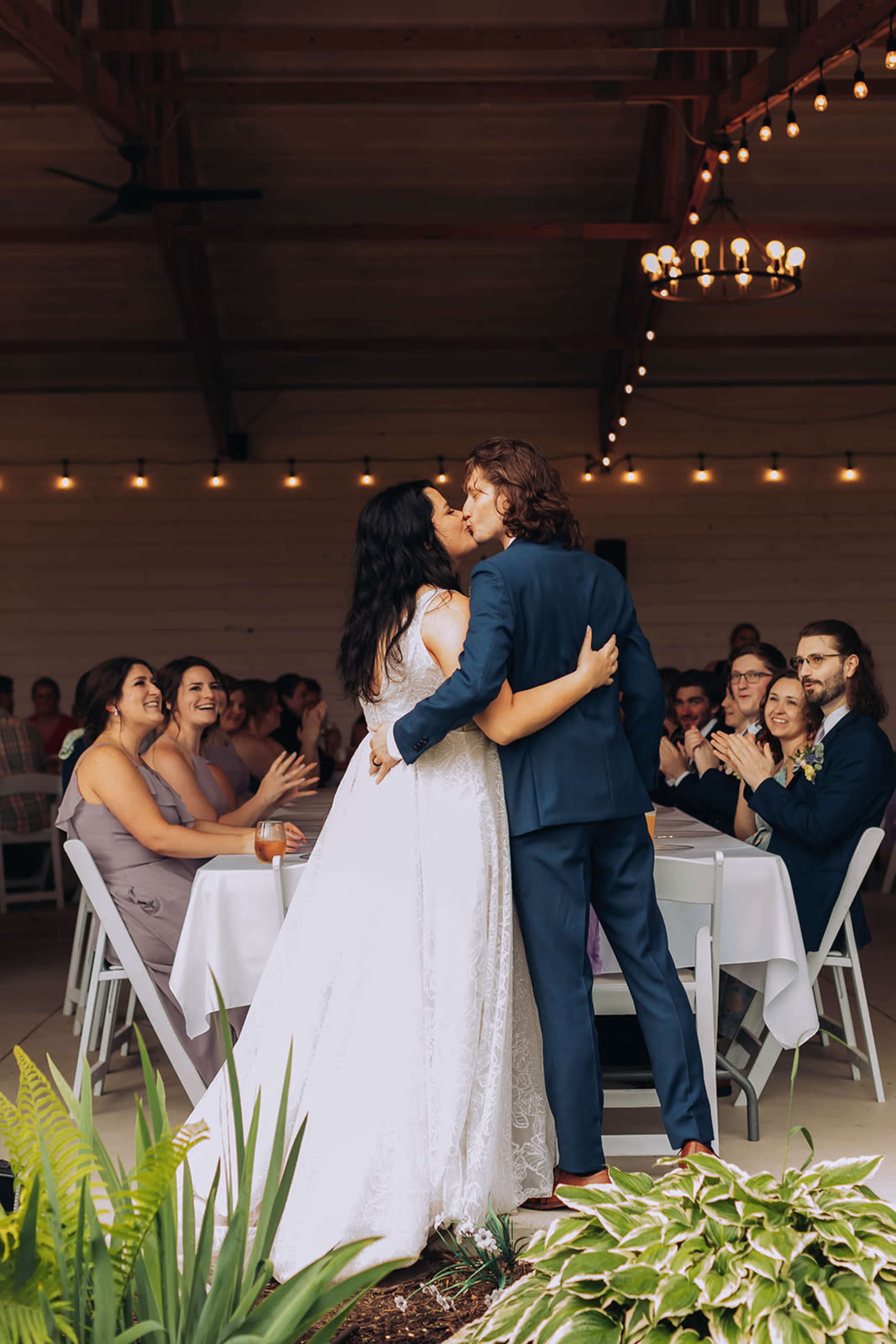 Rustic and Elegant Winery & Vineyard, NEW PRAGUE, MN | Event | Peerspace