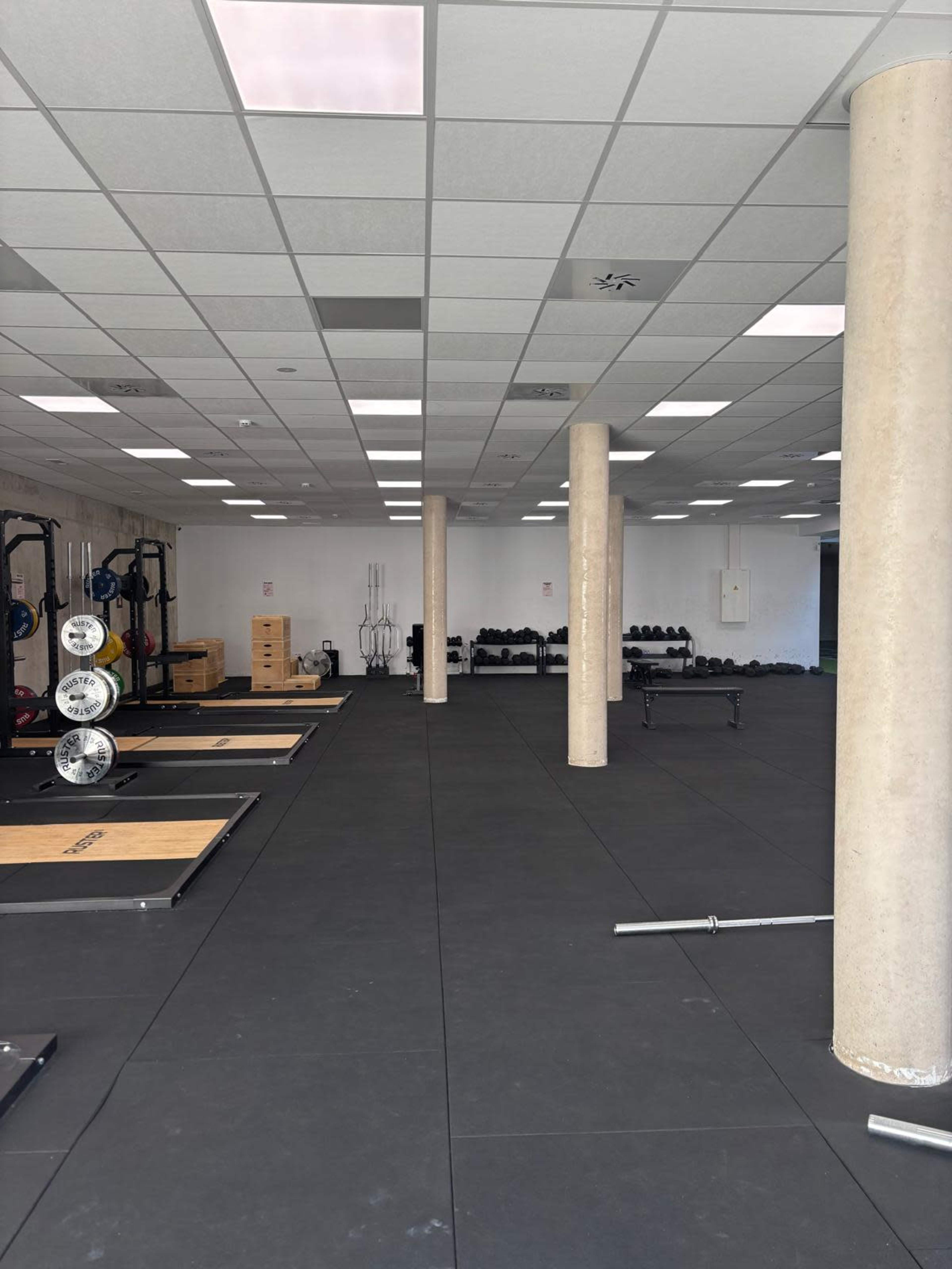 Premium Training Facility with Glass Walls & Turf Area, Las Rozas de ...