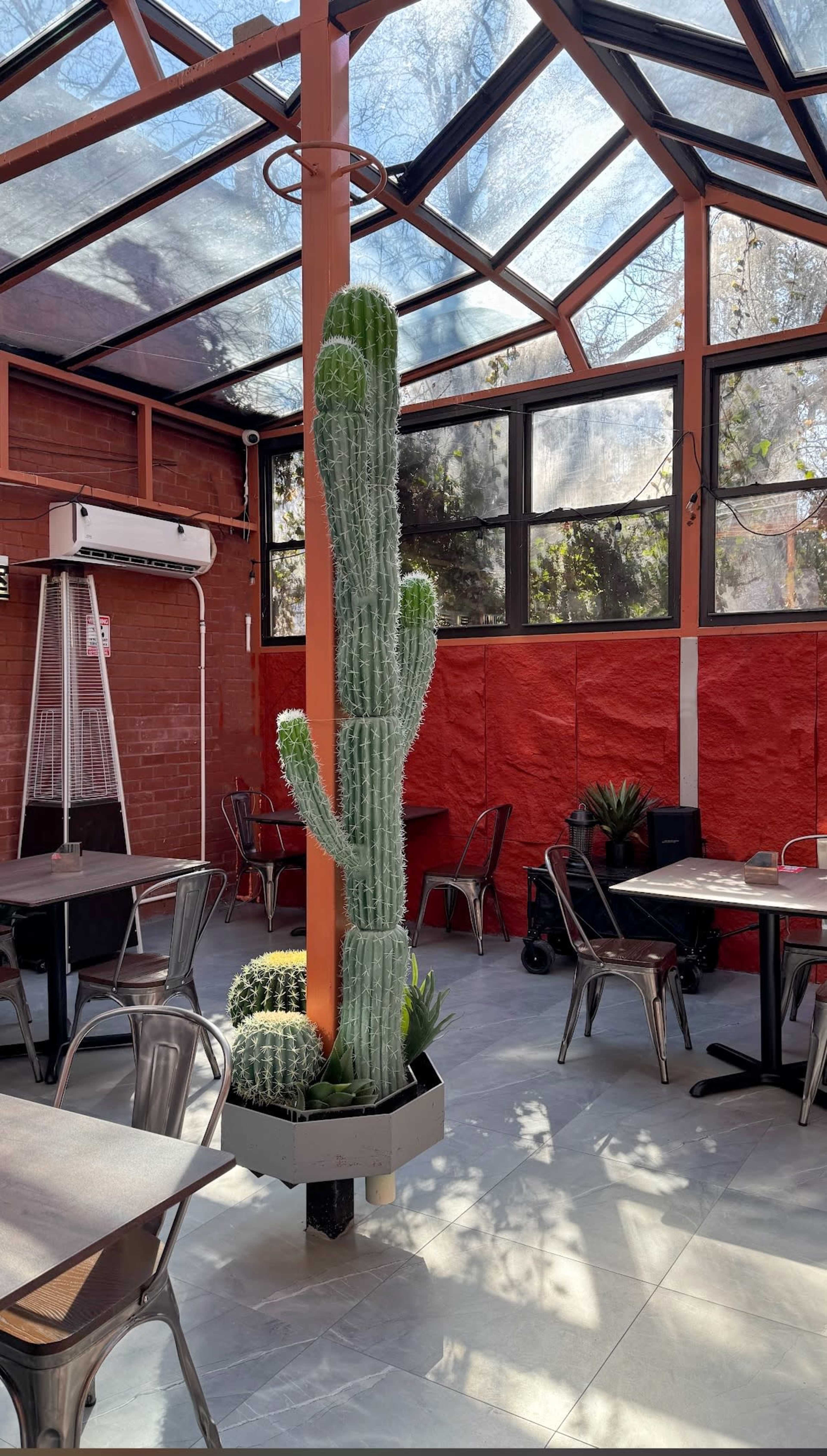 Immersive Mars-Inspired Glasshouse for Events & Shoots, New York, NY ...