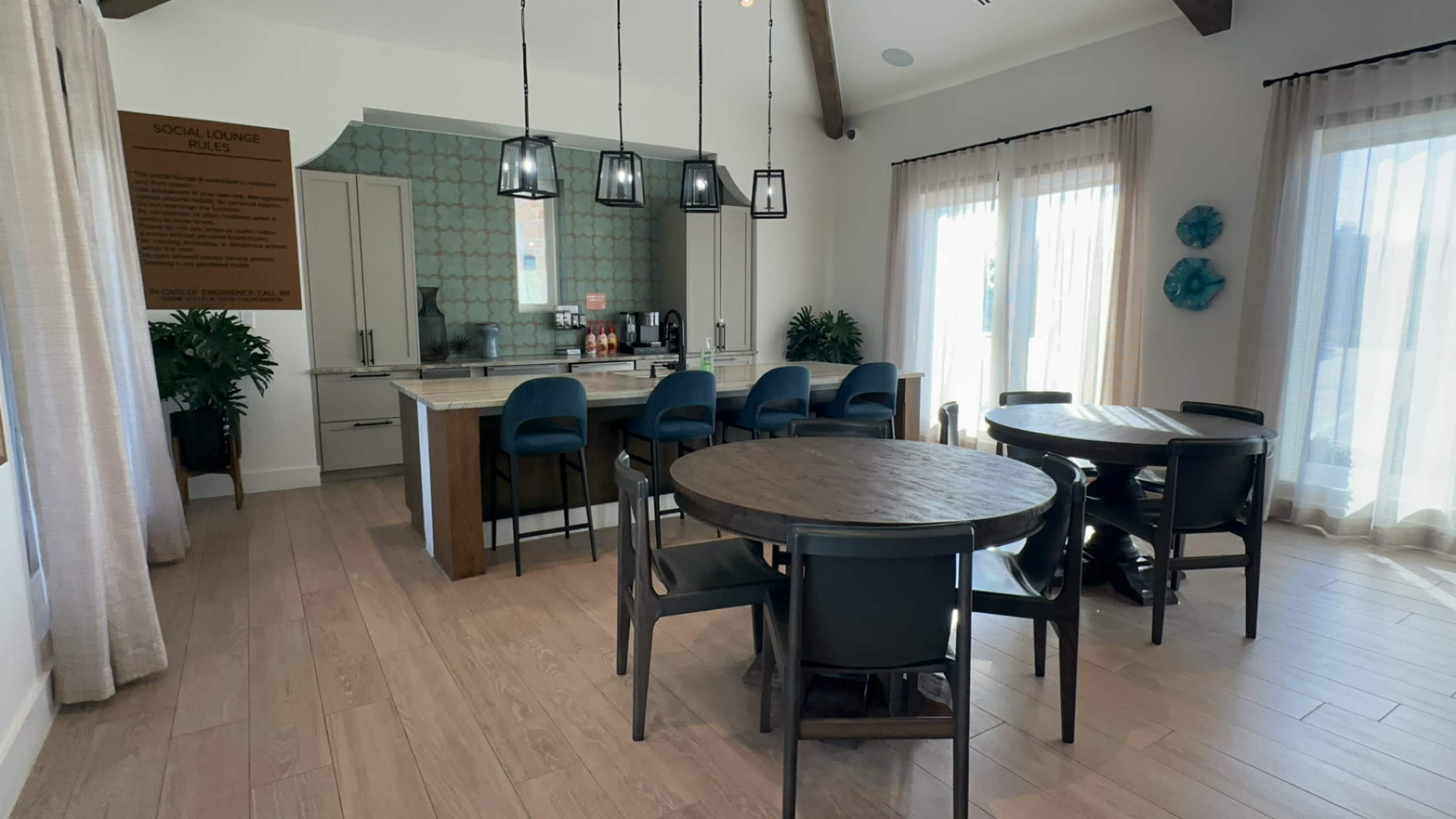 Cozy Lounge located in Bee Cave, Bee Cave, TX | Off-Site | Peerspace