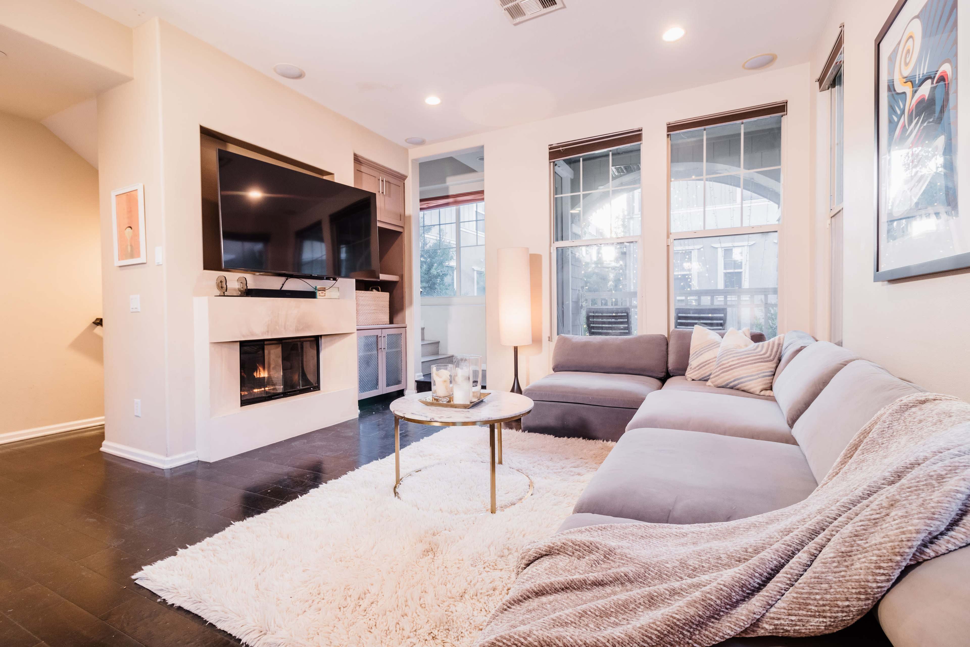 Modern Tri level Hollywood House with Rooftop Views, Los Angeles, CA ...