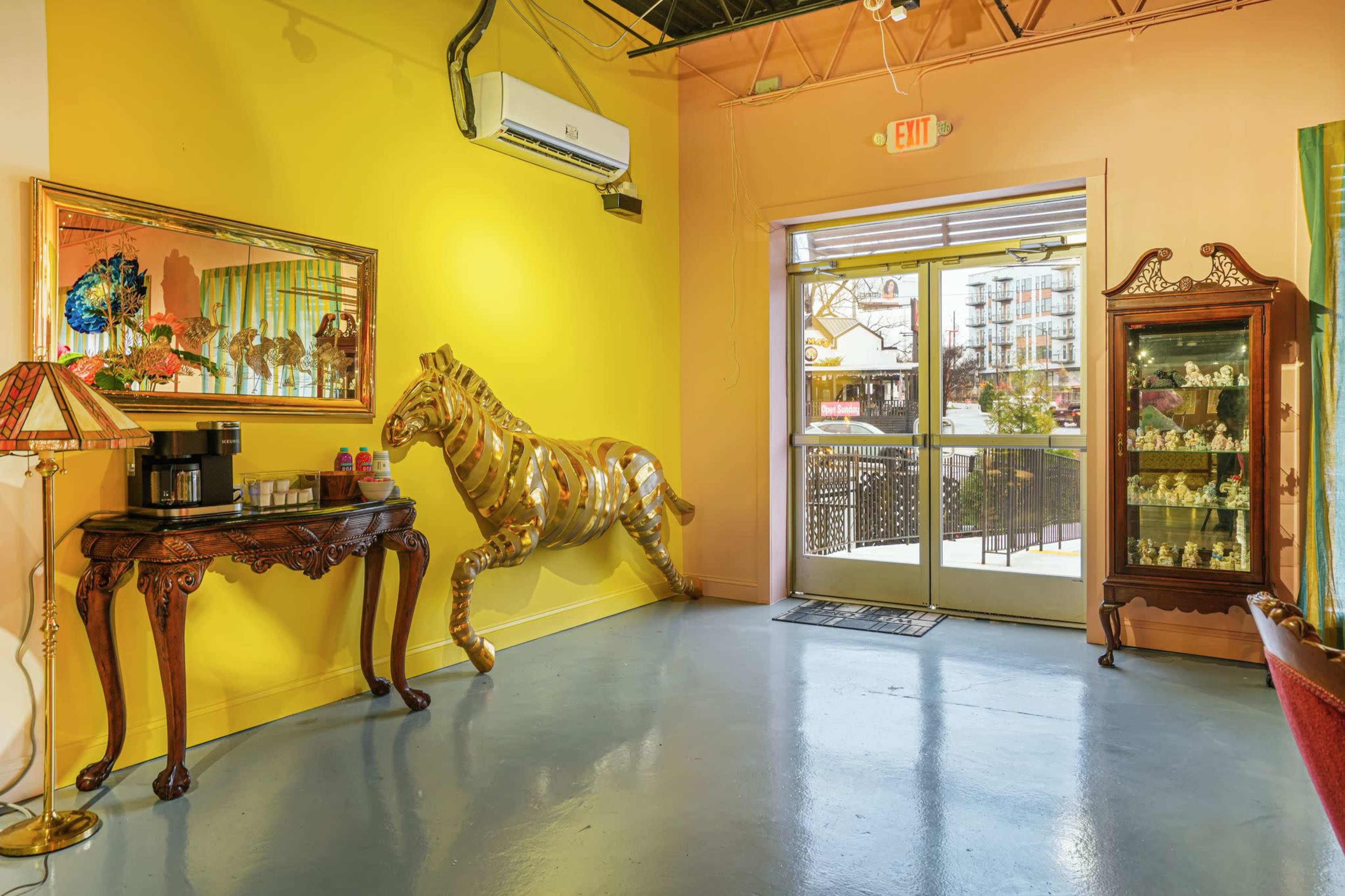 The Creatorspace | Photo Studio with 9 sets/vignettes, Atlanta, GA ...