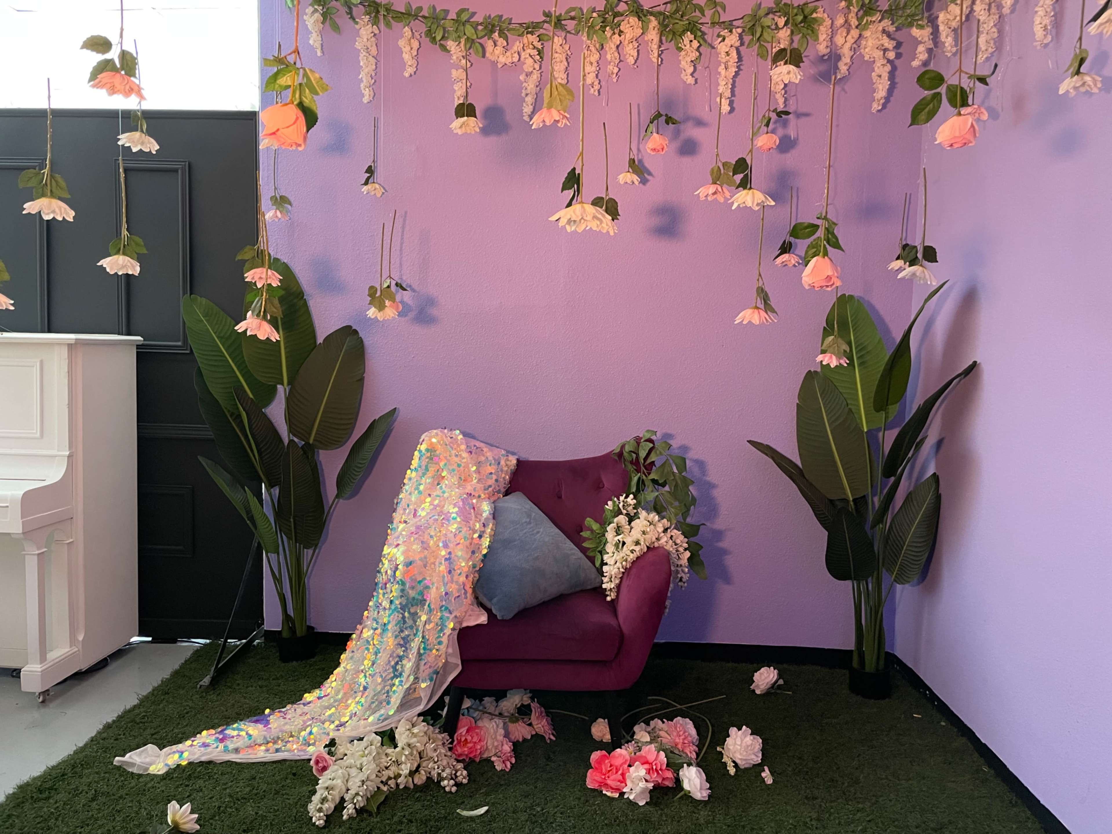 Multiple backdrops and immersive rooms, San Antonio, TX | Production ...