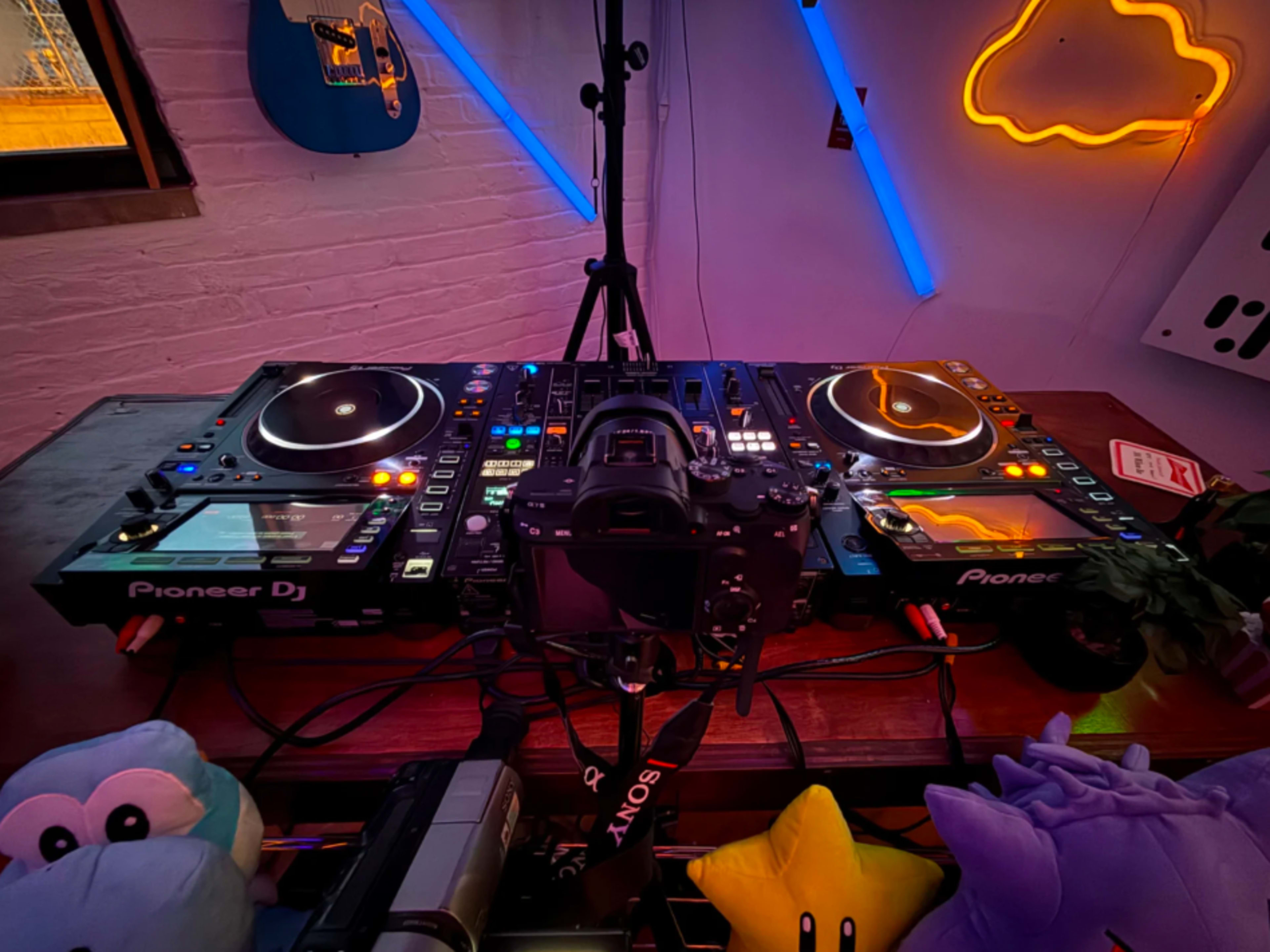 Cloud Studios | Vibrant Dj / Event Space in East Williamsburg, Brooklyn ...