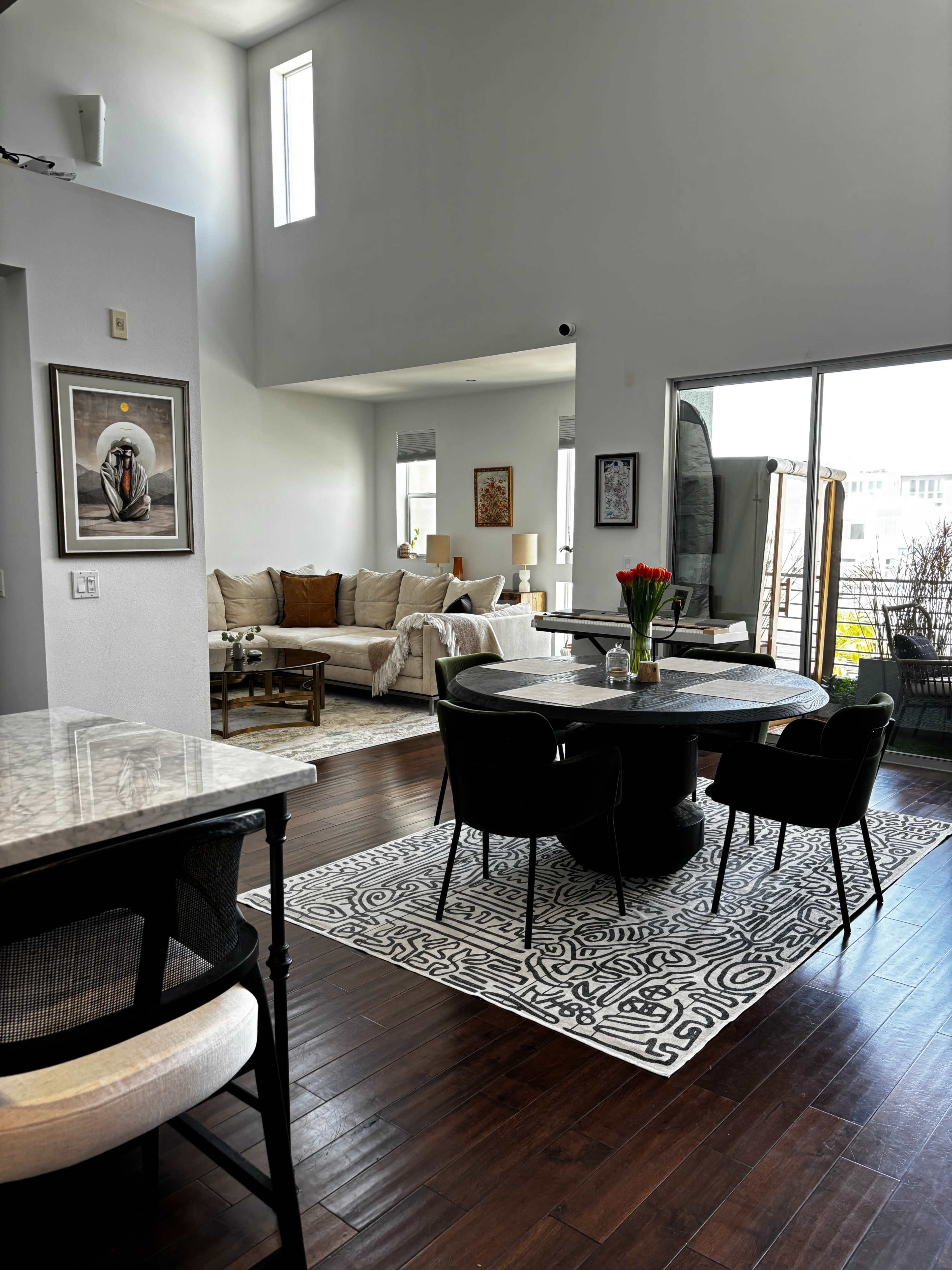 Bright, Spacious, Luxe Loft Apartment in West Side with 20 foot ...