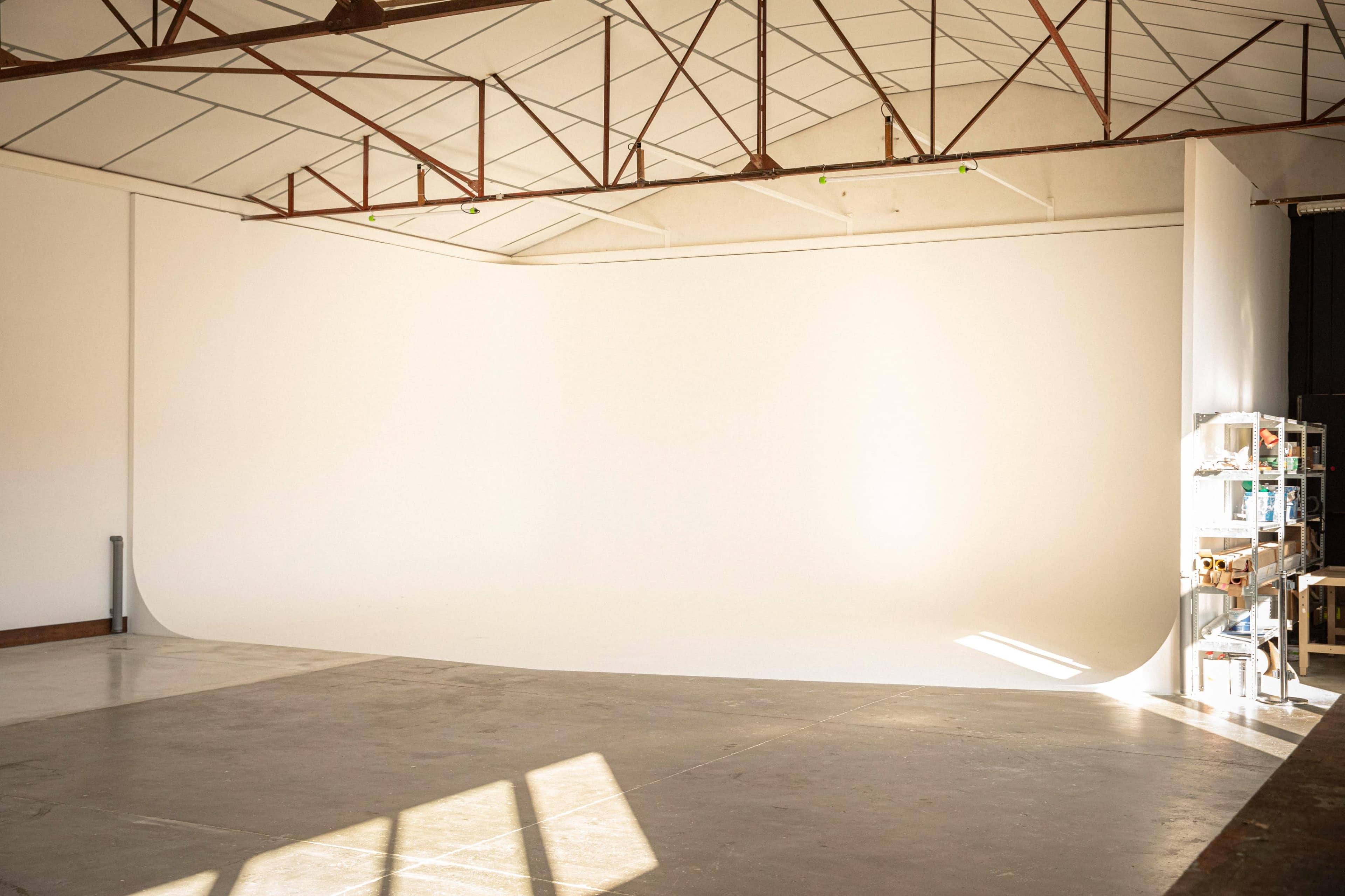 Studio Ouchka | Studio photo/vidéo en campagne, Charleval | Off-Site ...