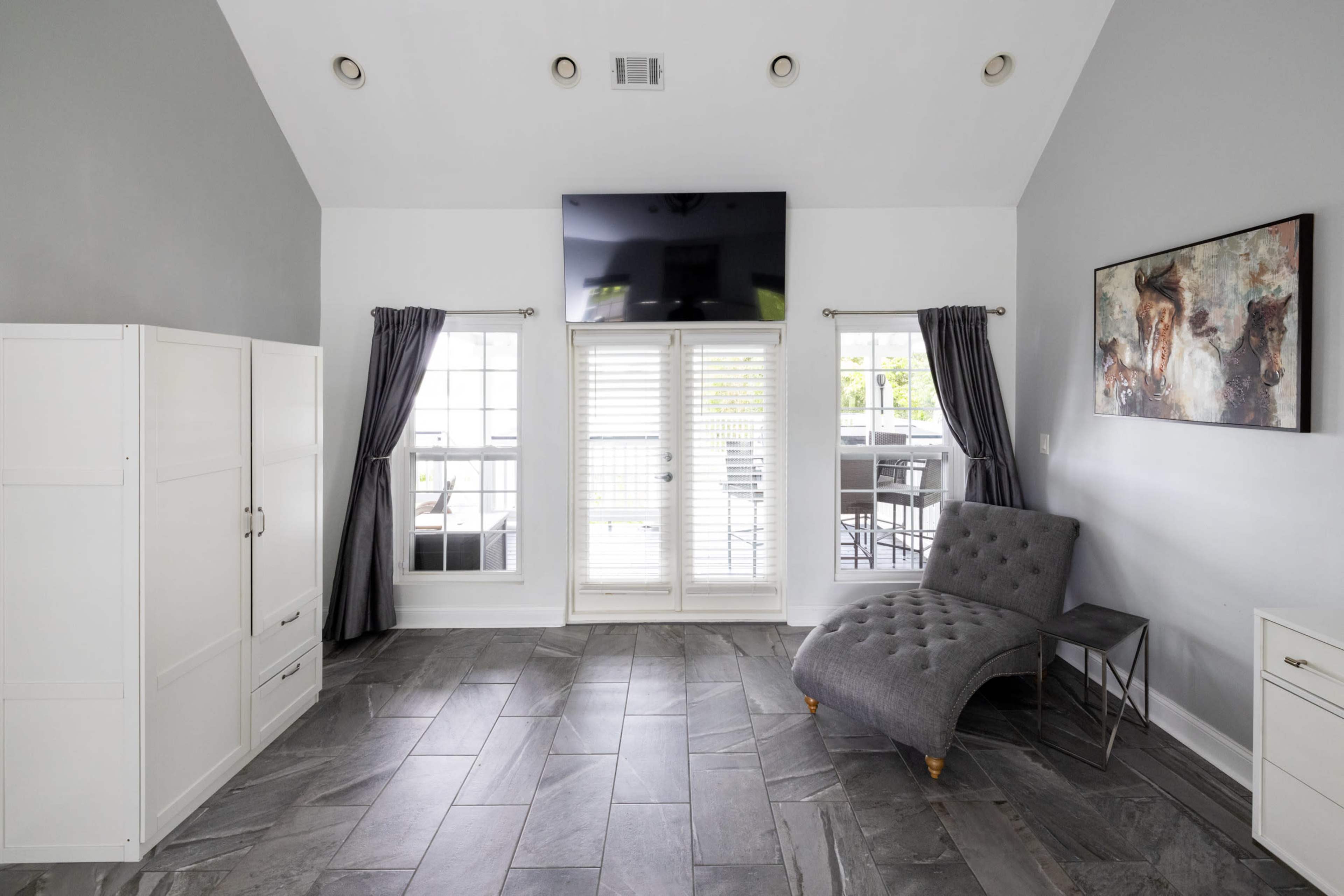 Waters Edge Louisville, Beautiful space on the Ohio River near downtown ...