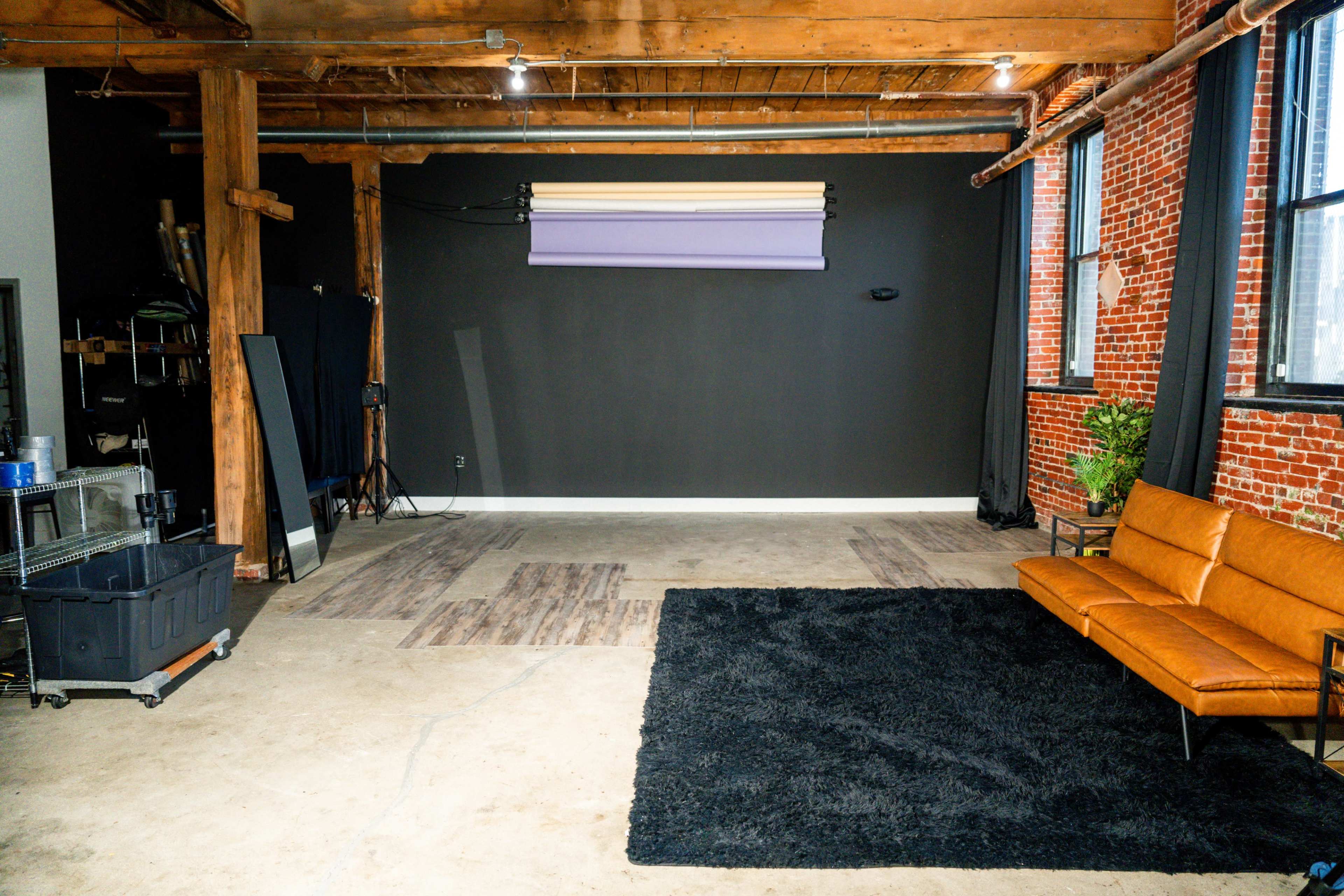 Black Clover Studios | Studio 105 1500SQ ft Creative Loft with Heat and ...