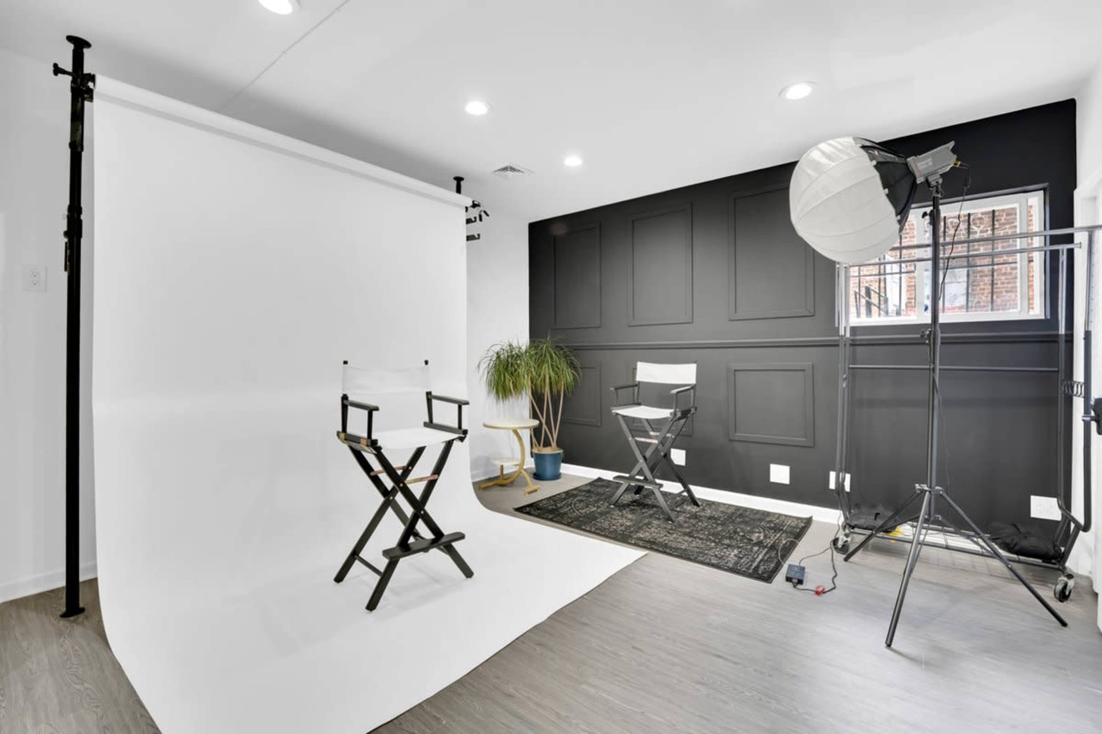 In The 8 Media Corp | Event Space for Rent: Cozy & Versatile Venue ...