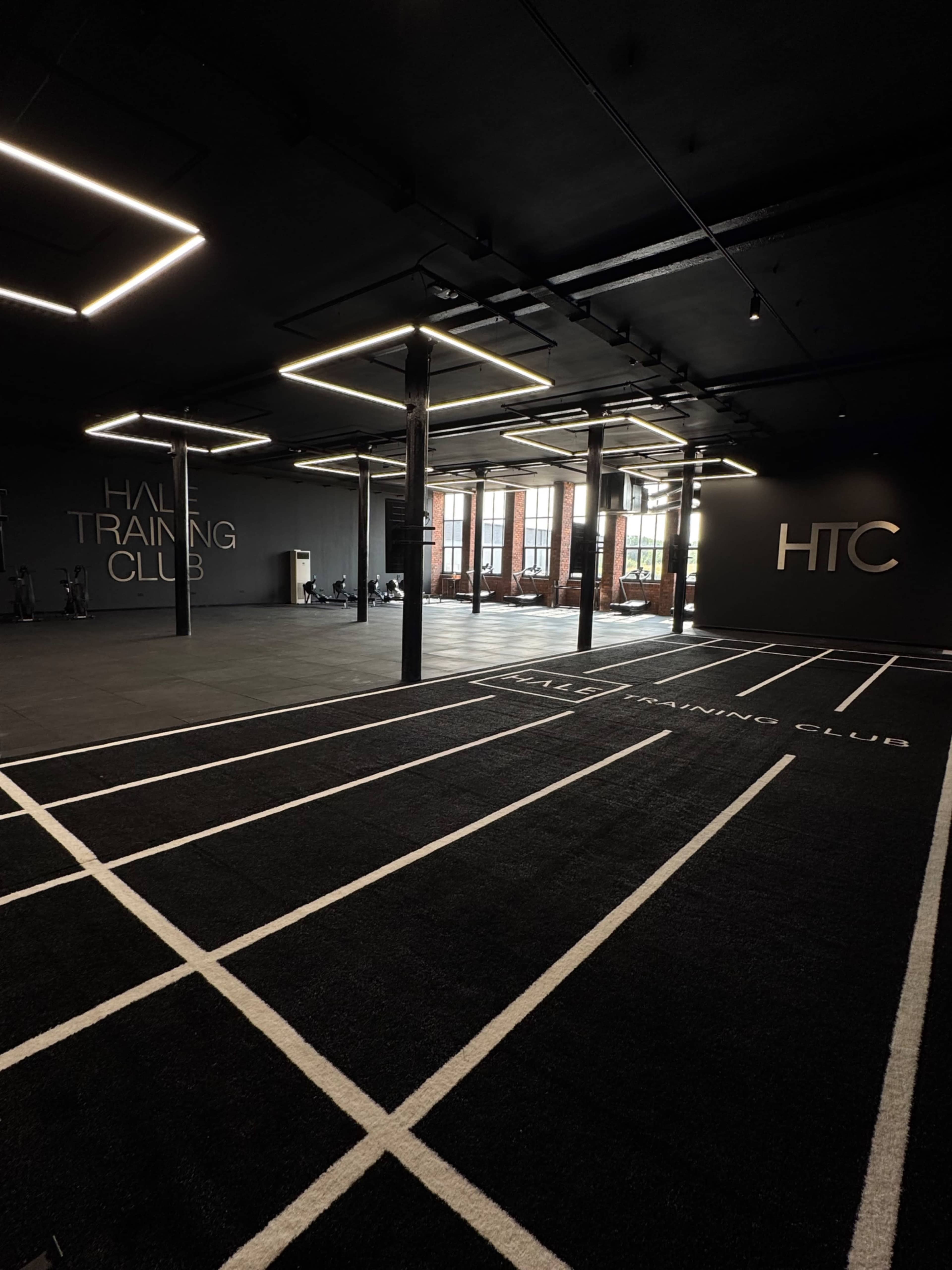 Hale Training Club Gym | Modern/industrial gym, Oldham | Production ...