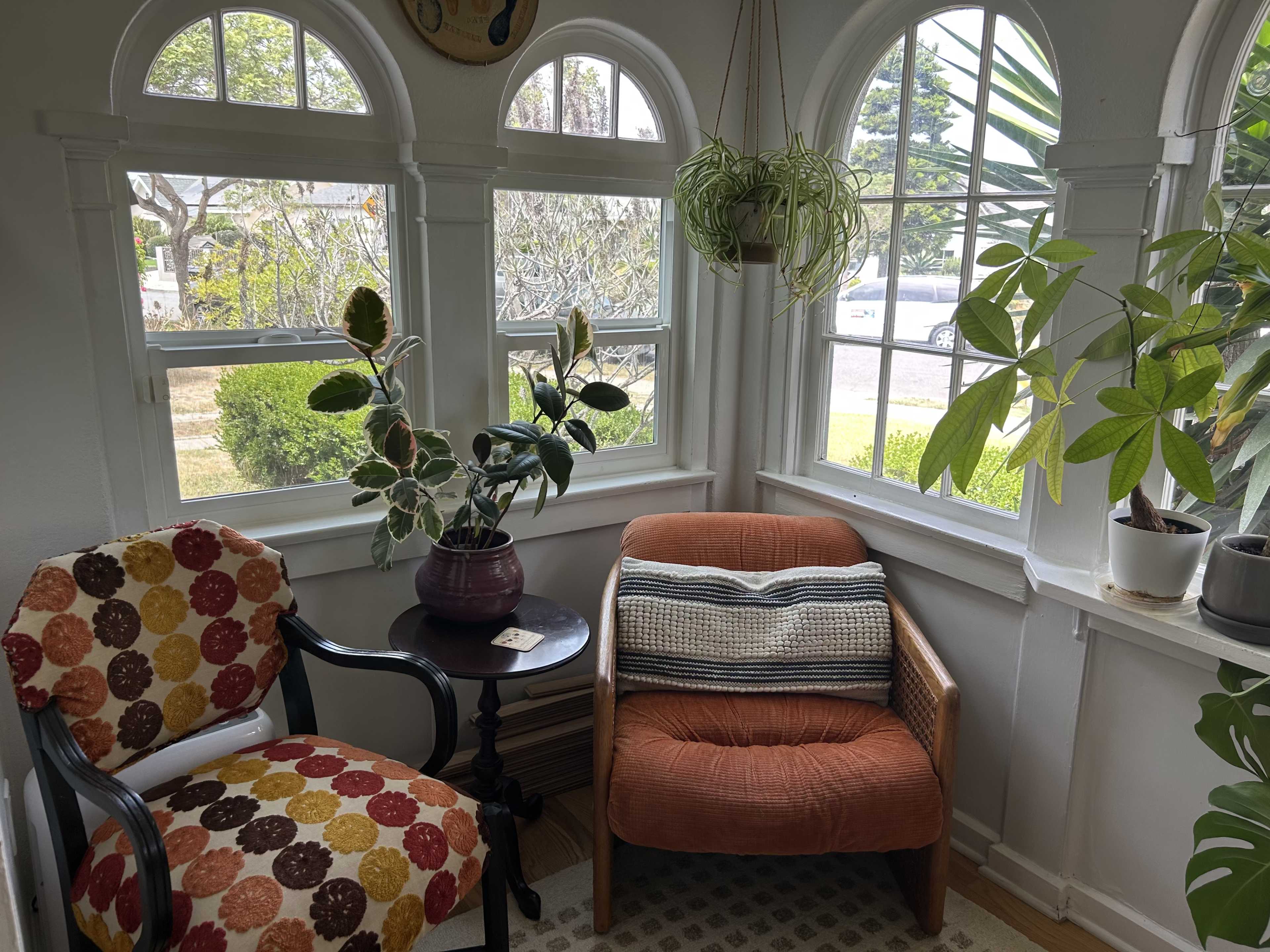 Tudor-style Cottage with Sunlit Patio & Lush Backyard, Inglewood, CA ...