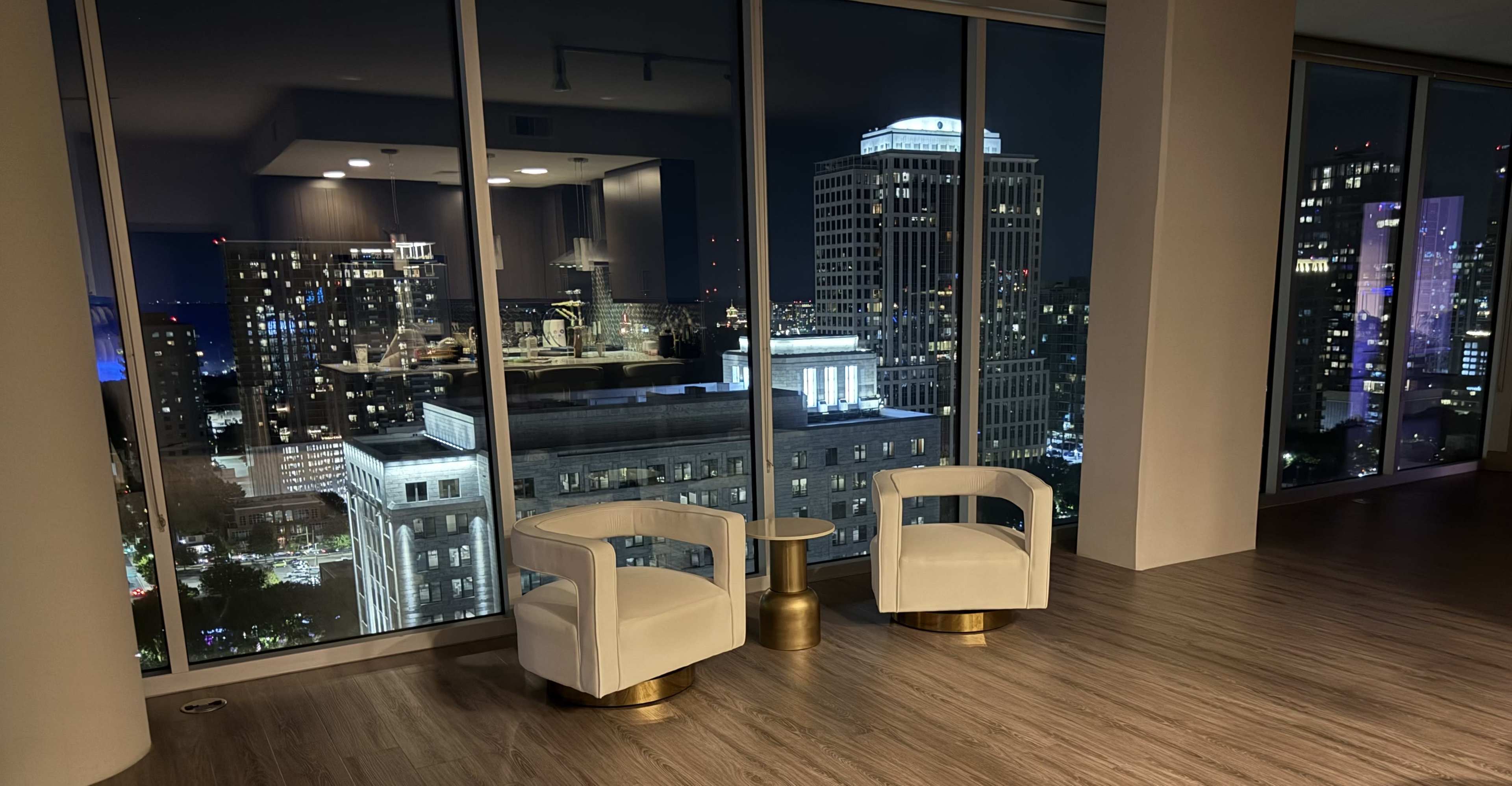 Gish Studios | Modern Atlanta Penthouse with Unmatched Skyline Views ...