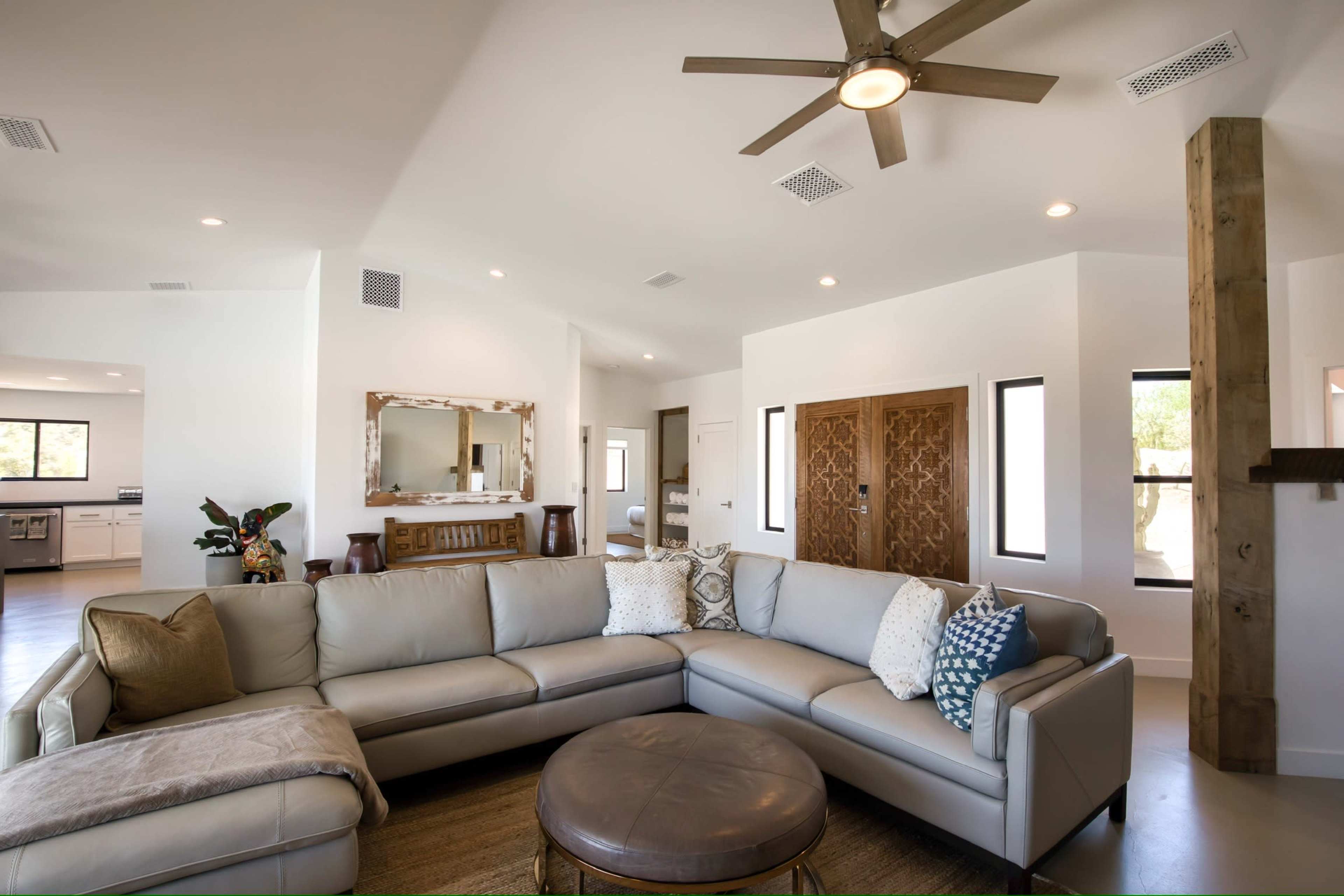 Desert Villa on 5 acres with pool and spa and mountain/desert views ...