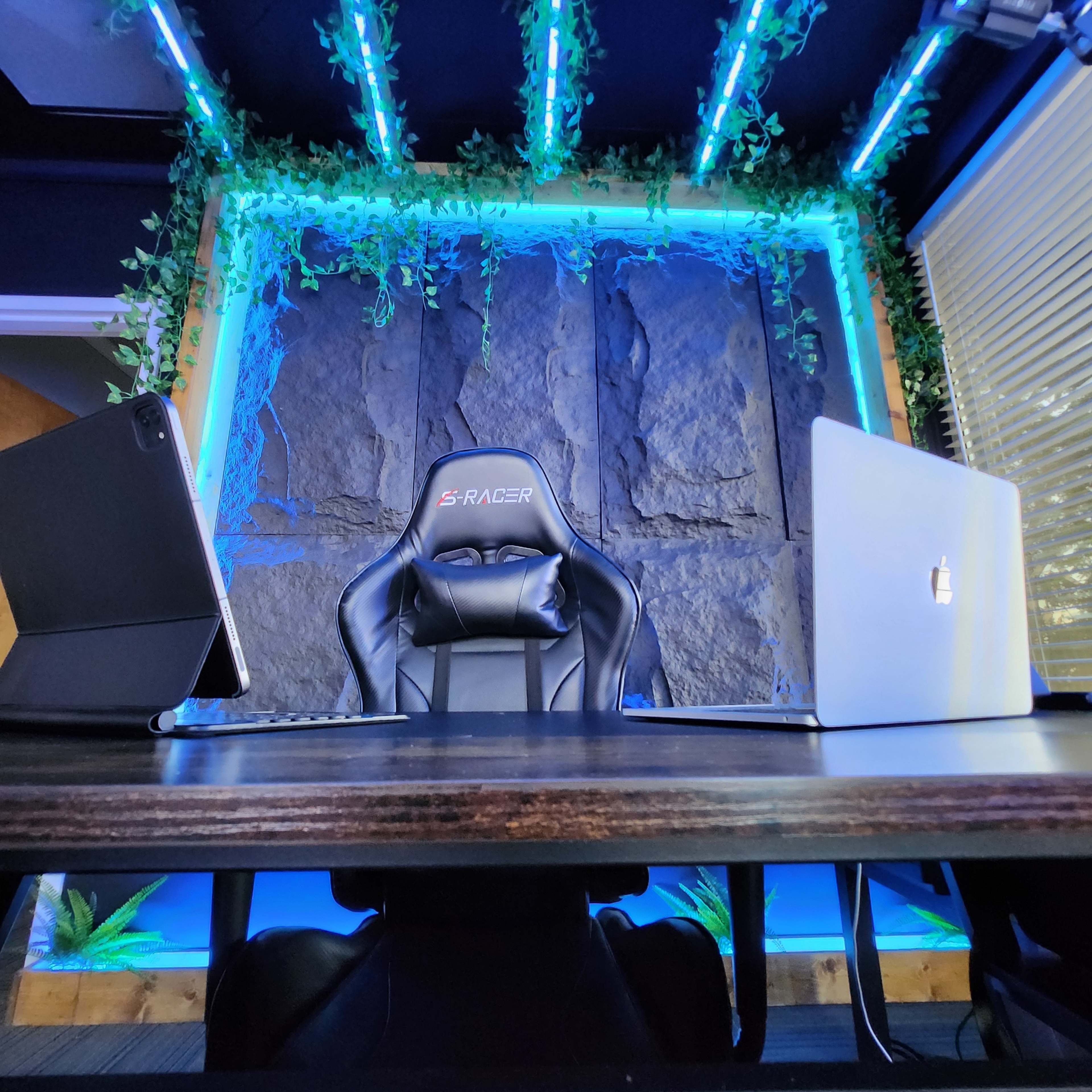 Ambiance Studios | Modern Office with Dedicated Production Room and ...