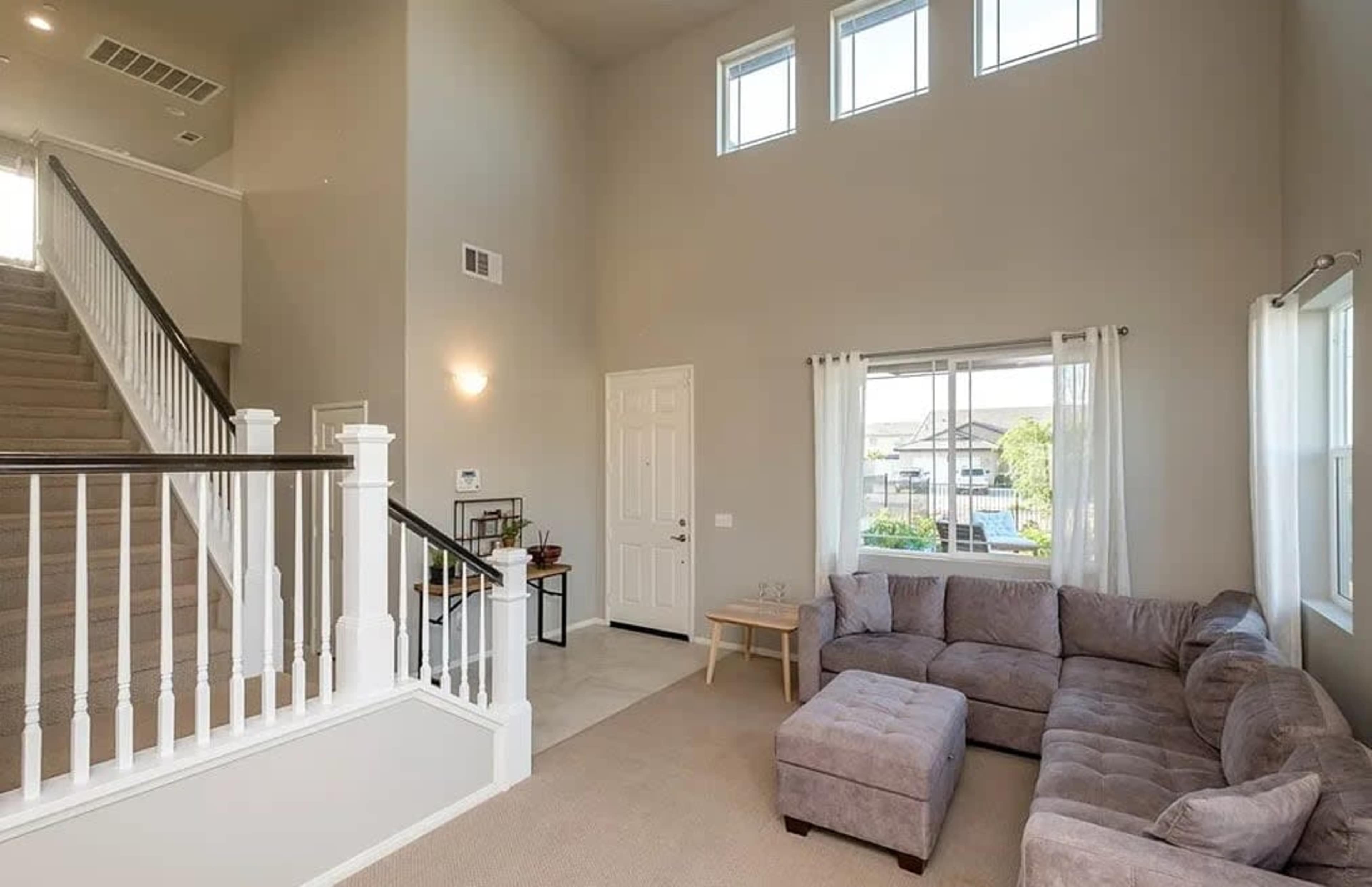 Brand new Luxury 6 bedroom home with Pool and Heated Spa with ...