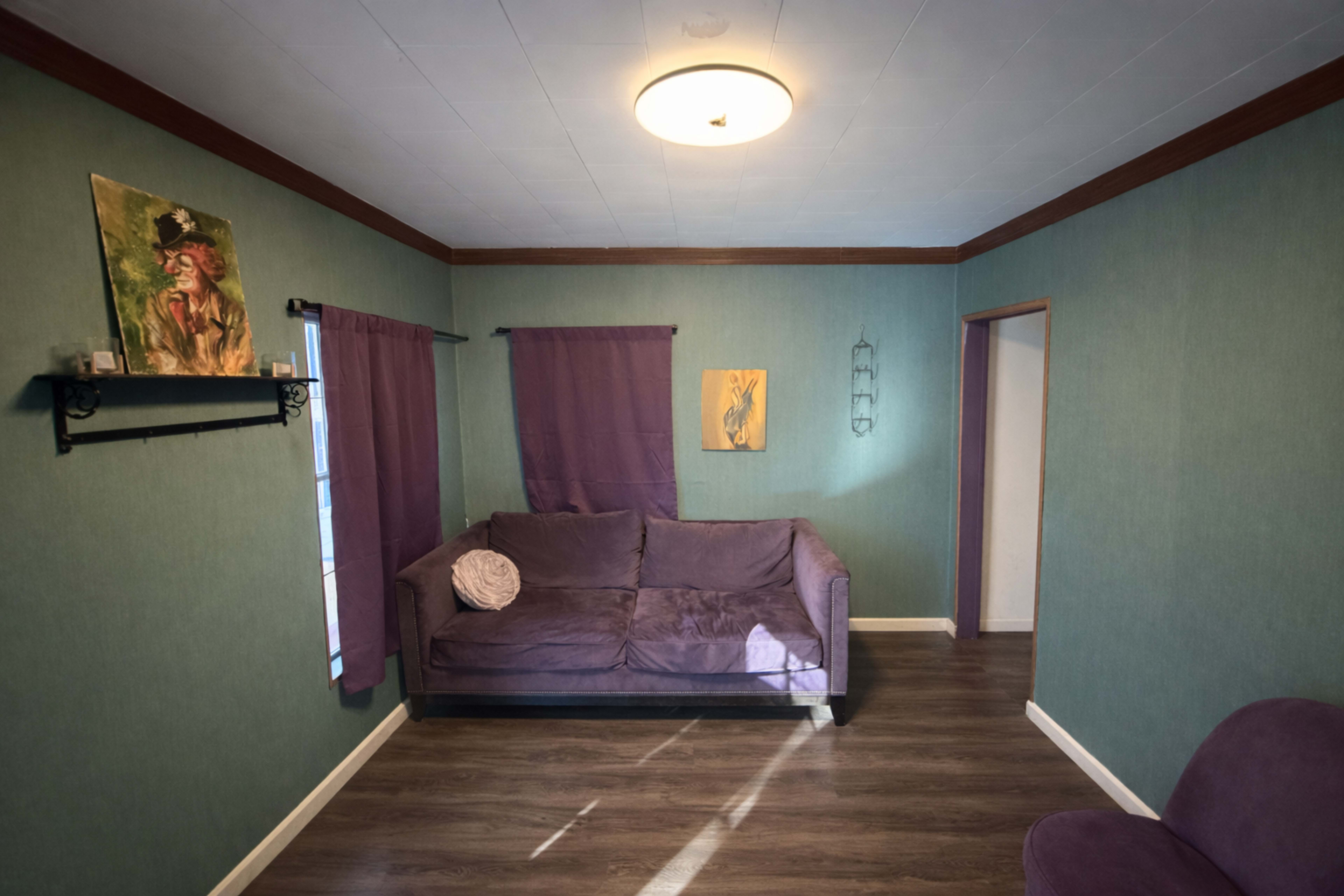 Moody Private Lounge for Podcasts, Interviews & Small Shoots ...