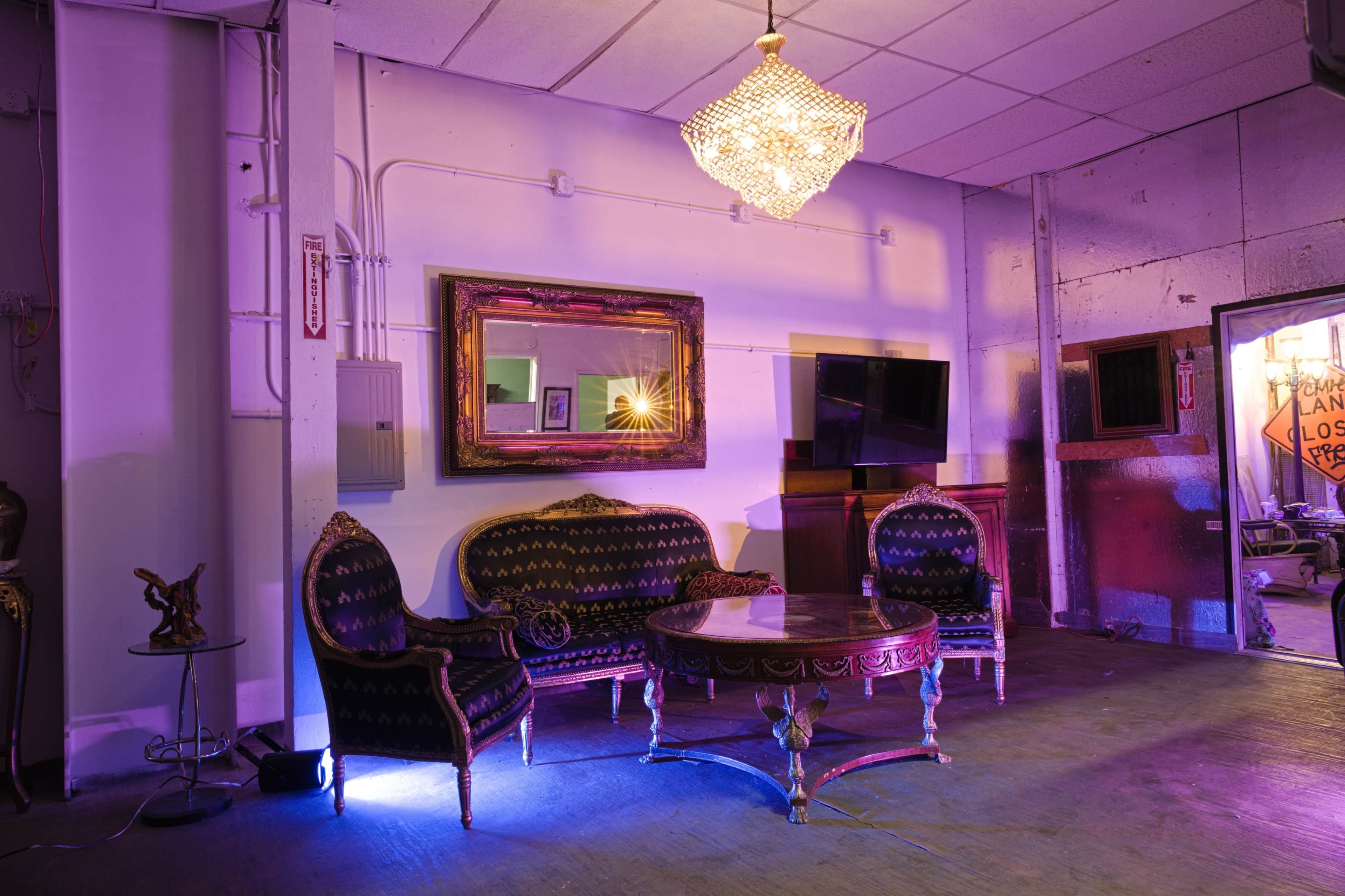 Downtown Creative Event Space Loft Clubhouse, Los Angeles, CA | Off ...