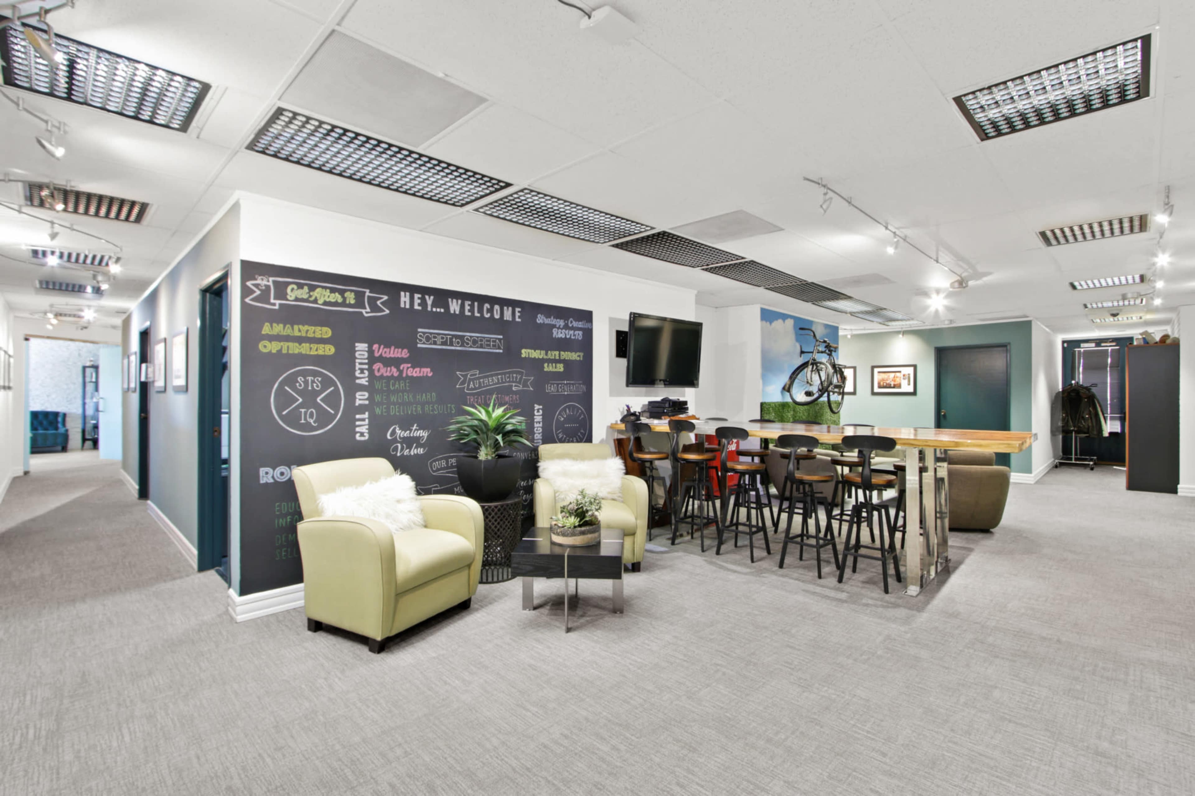 Weatherfield Plaza | interior office with large meeting rooms, creative ...