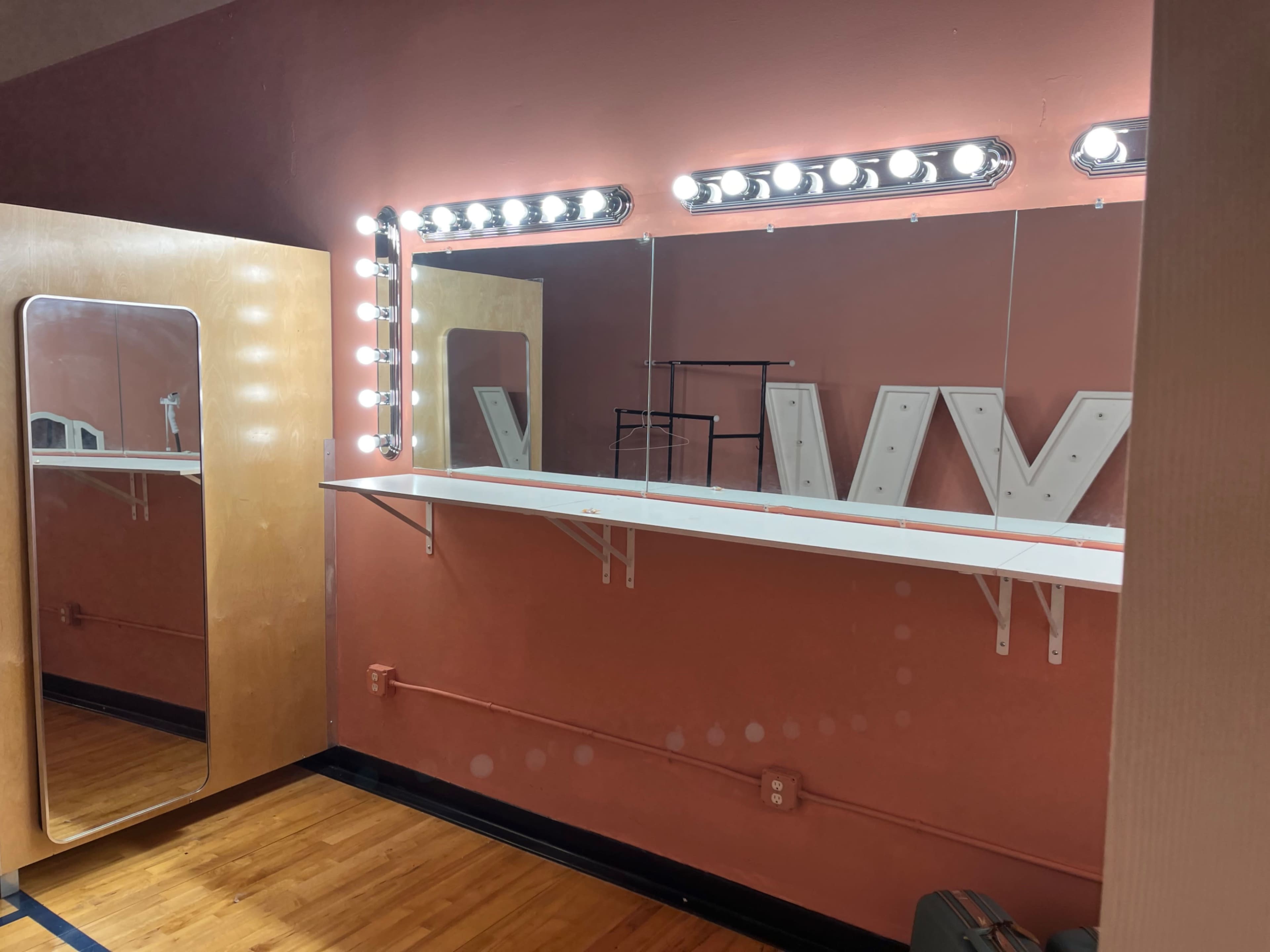 Pink Photo Room, Houston, TX | Production | Peerspace