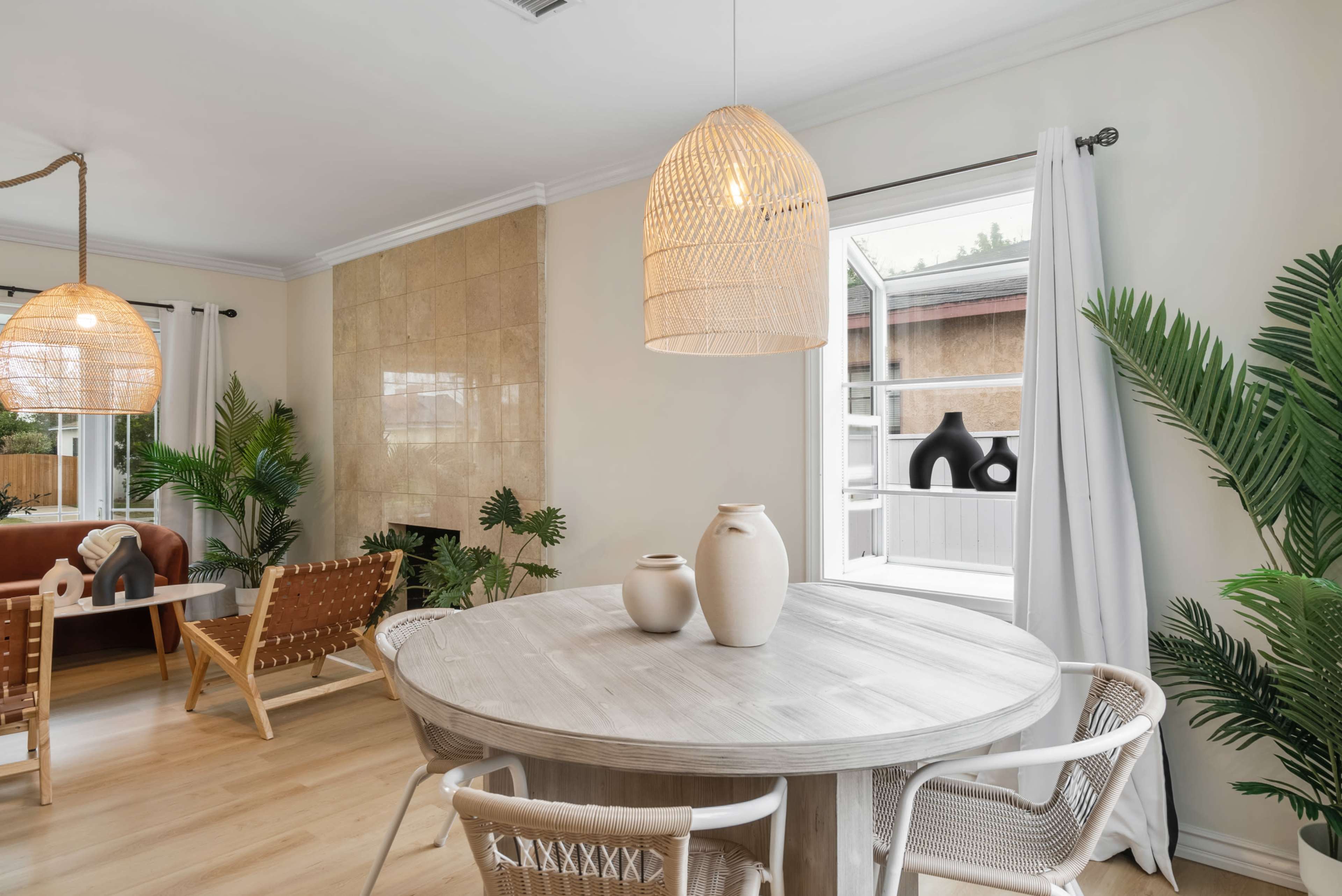 Long Beach Stunning Retro Beach Oasis with Pool, Long Beach, CA | Event ...