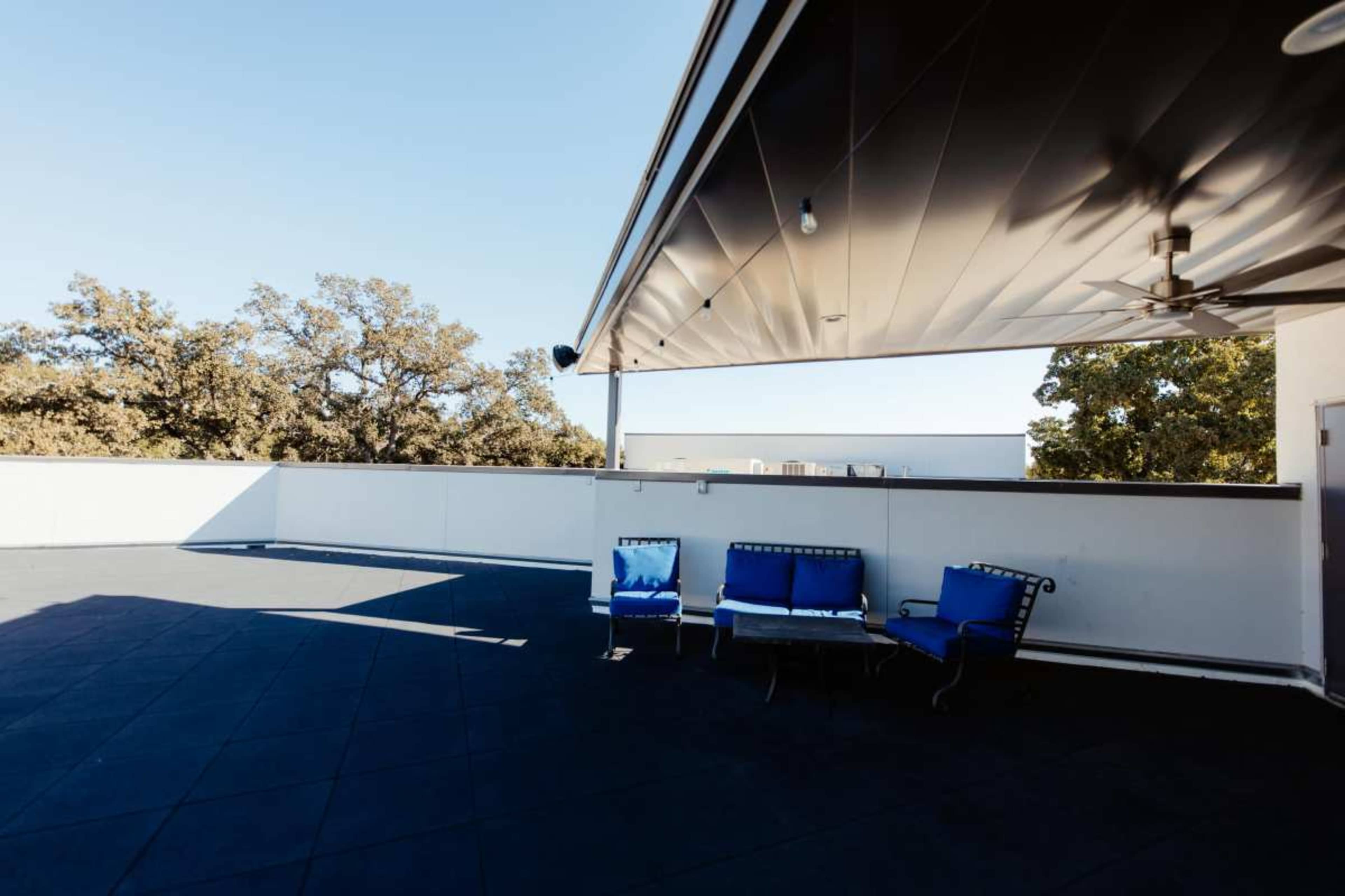 Spacious Rooftop Deck for Events, Parties, & Creative Gatherings, Round ...