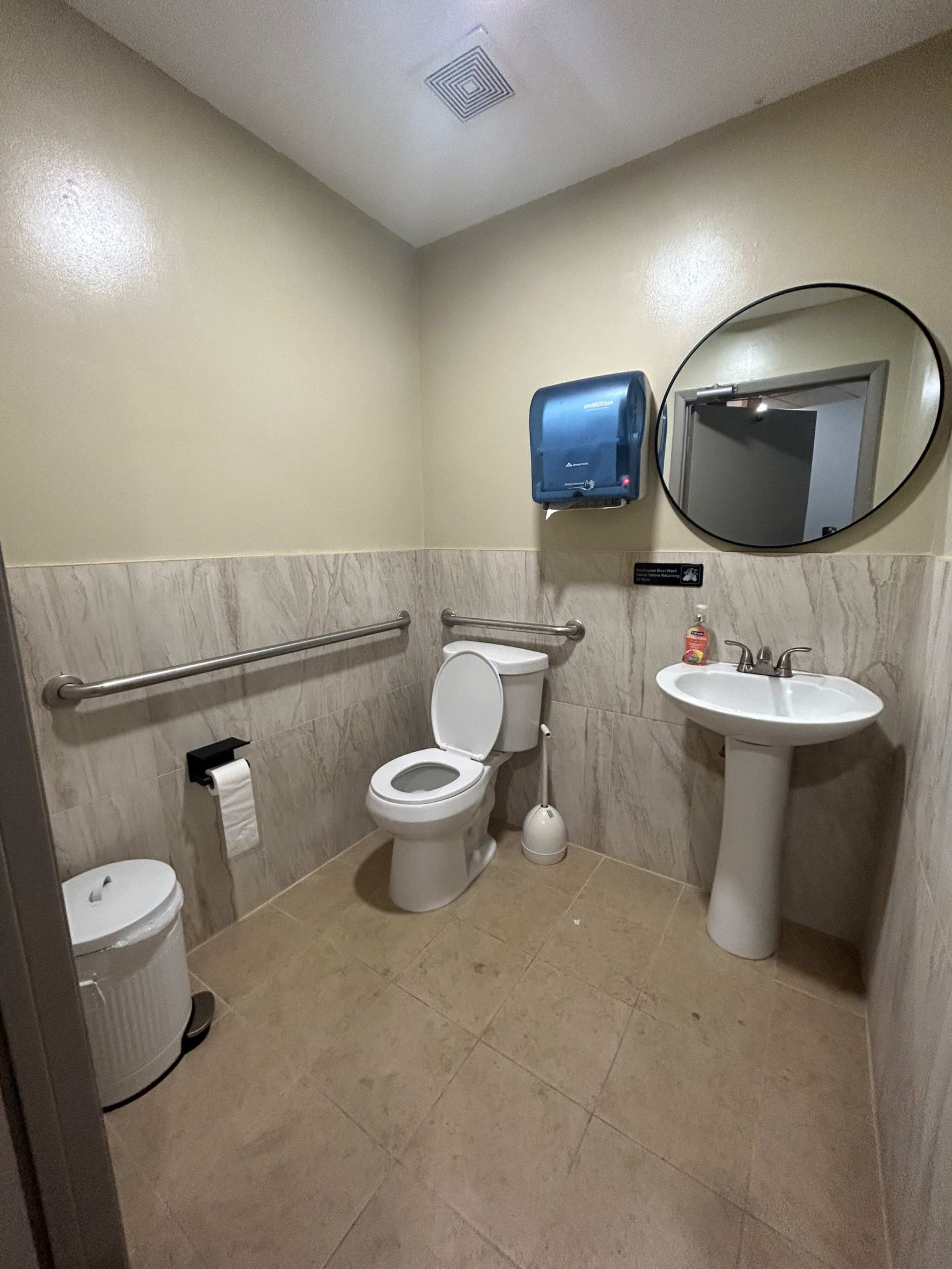 Modern Restaurant Event Space, Henrico, VA | Off-Site | Peerspace