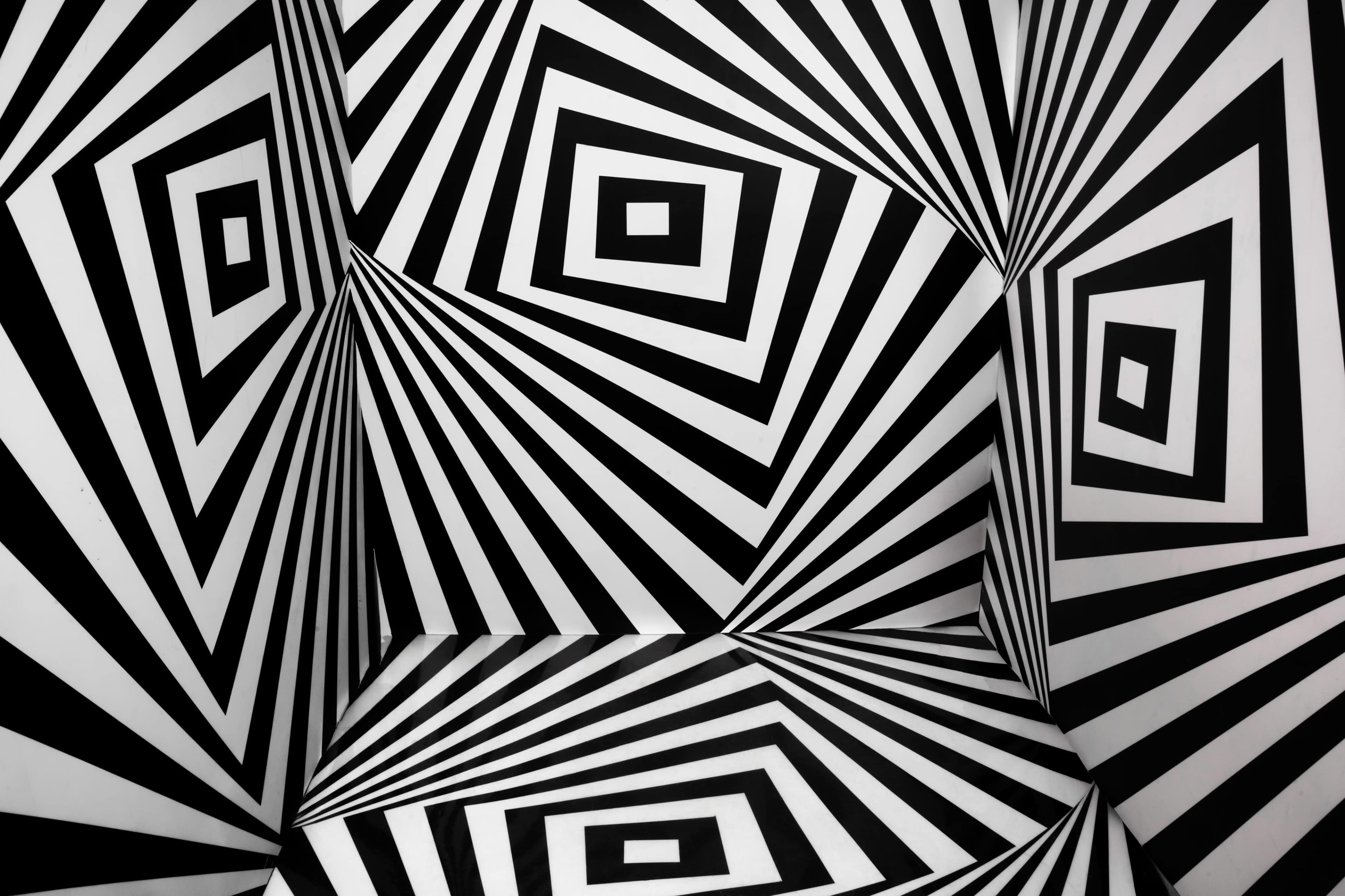 The Psychedelic Box – Immersive & Optical Illusion Set, Miami, FL ...