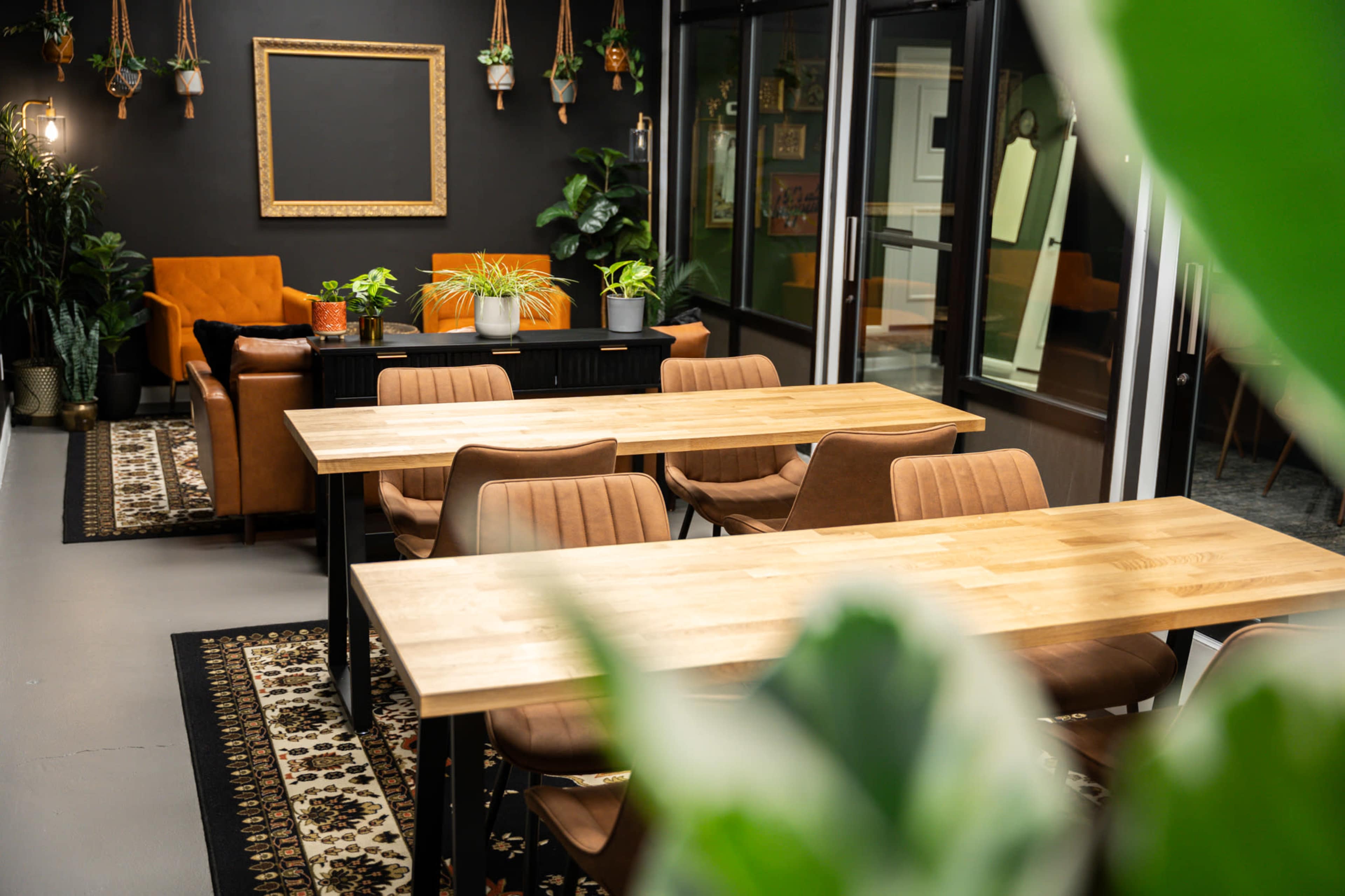 The Void | The Atrium-A Creative Studio, Meeting Space, Maker Space, Podcast Studio, Photography ...